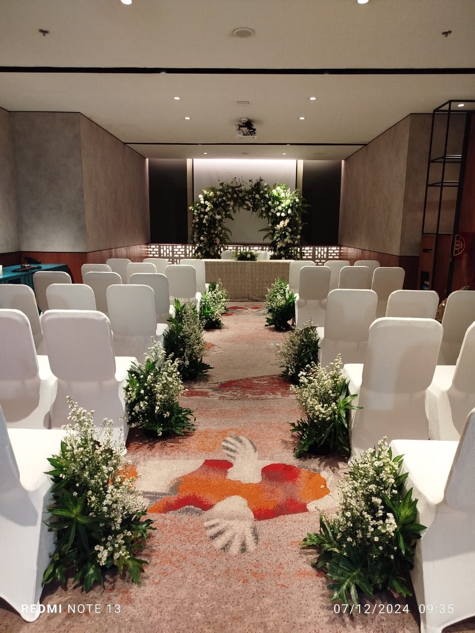 Intimate Wedding Decoration | Pampas Home Studio | Bridestory
