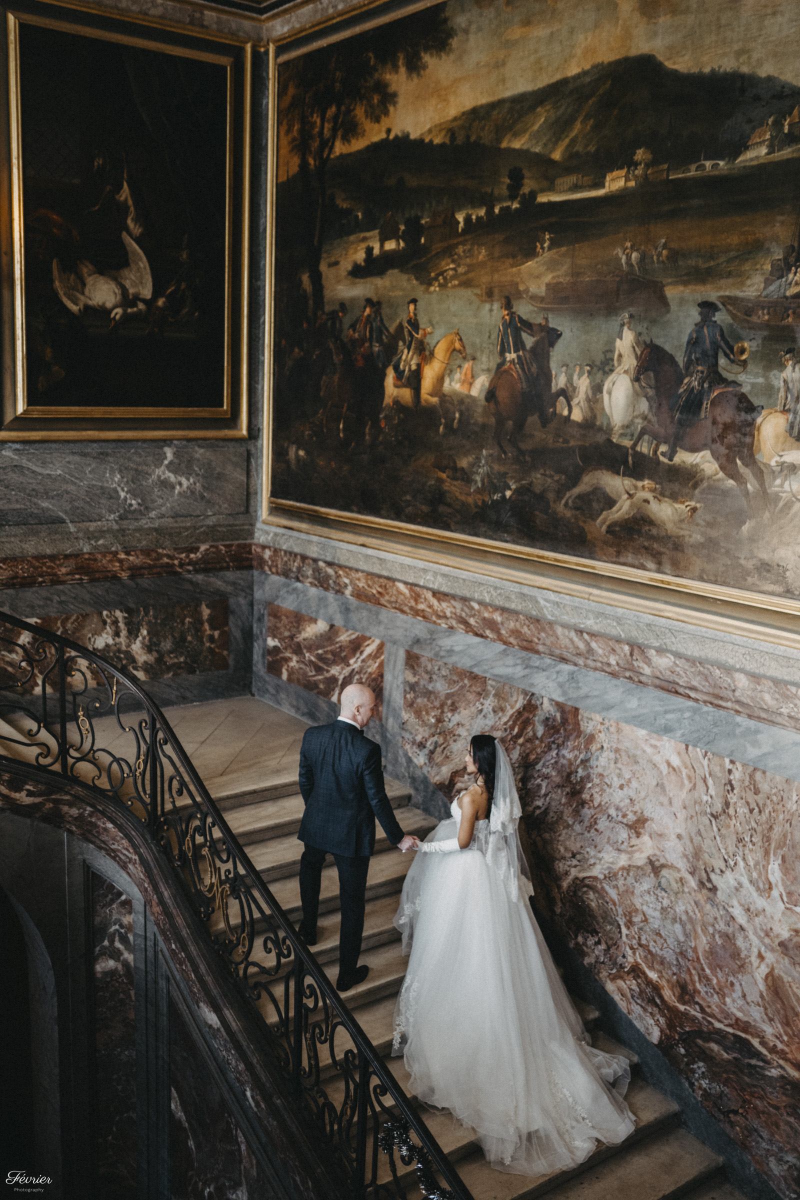 Exclusive Paris Pre Wedding Photo Shoot at Château de Fontainebleau by ...