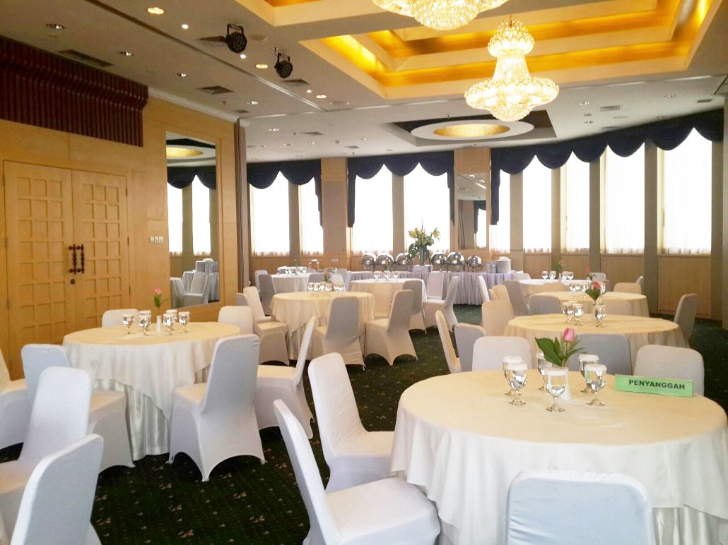 Level 16 - Ballroom Private Wedding Venue by The CEO Building ...