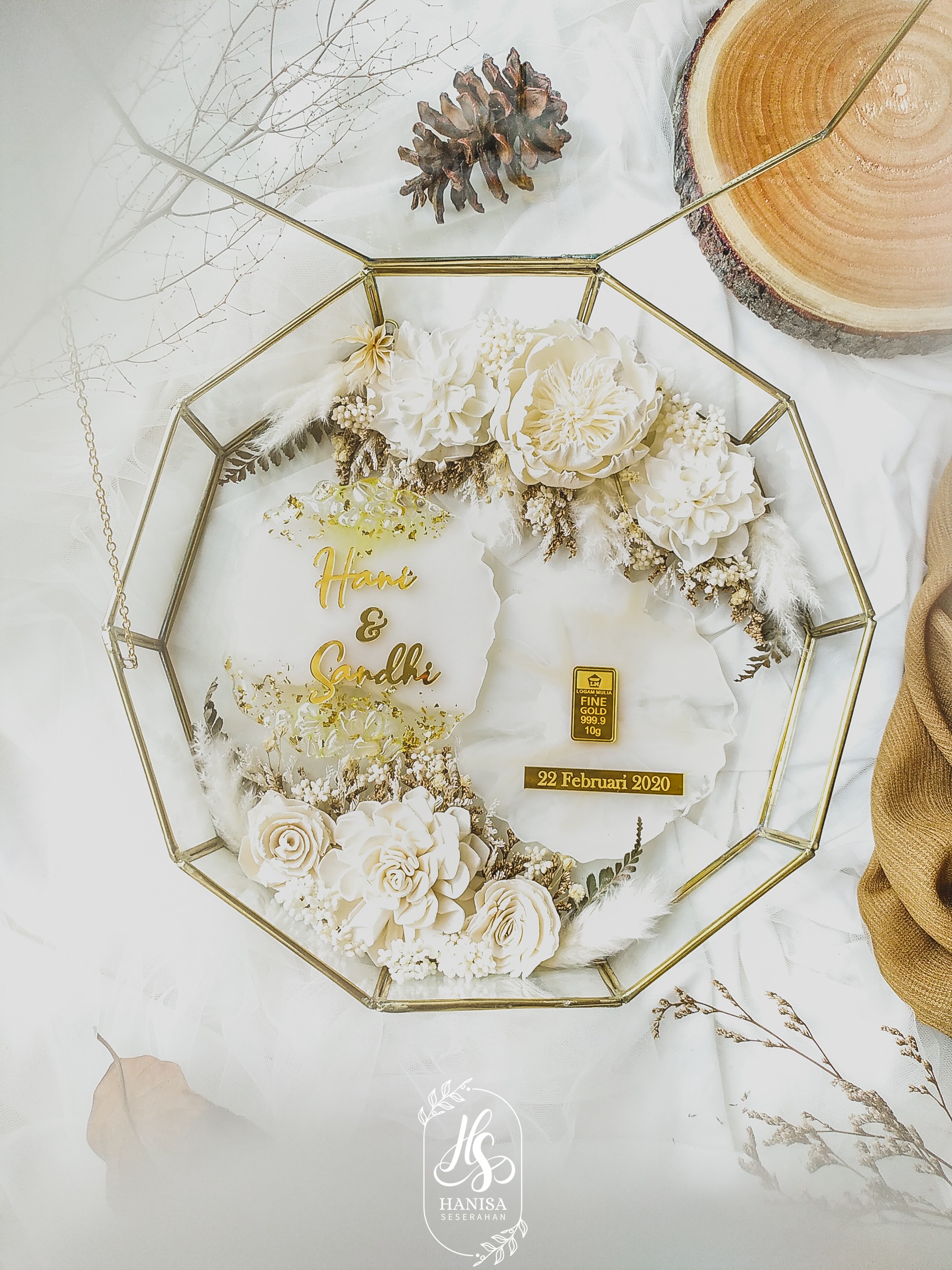 Mau beli bingkai mahar tapi isi dompet udah "kelar"? SEWA aja di Hanisa ...