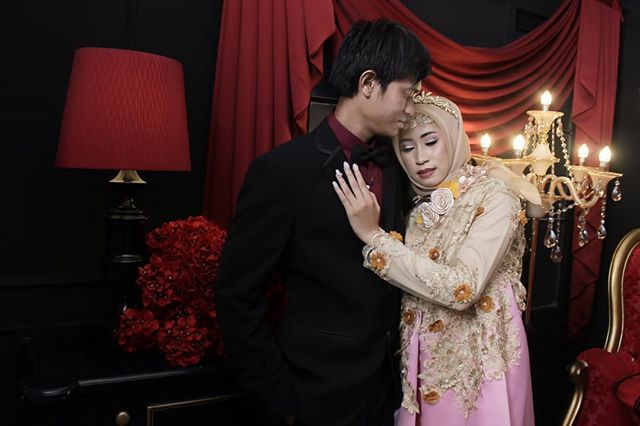 Prewedding Studio by Capt Production | Bridestory.com