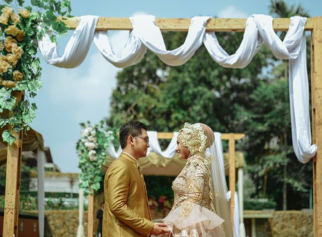 Wedding Documetation Of Dewi + Alan by Waffle Photography | Bridestory.com