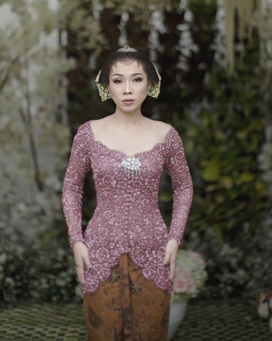 Diandra Siraman Moment | SVARNA by IKAT Indonesia Didiet Maulana ...