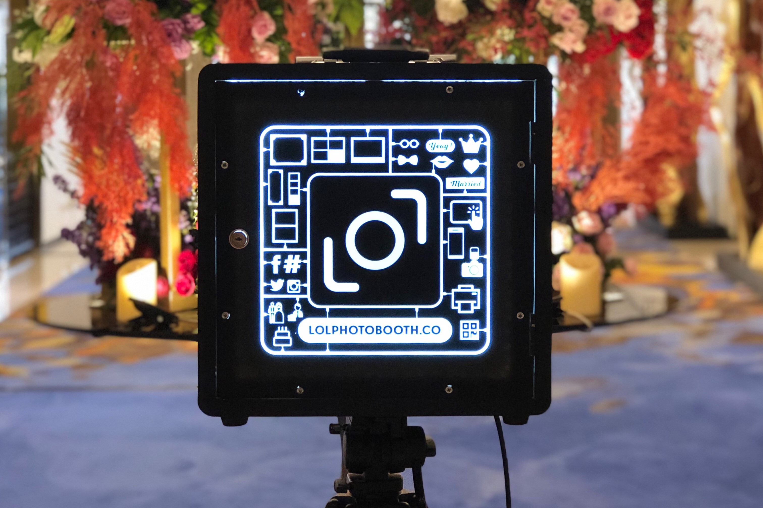 Photobooth LOLphotobooth oleh lolphotobooth.co | Bridestory Store