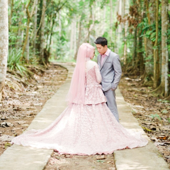 Mutiara Photography | Wedding Photography in Purworejo | Bridestory.com