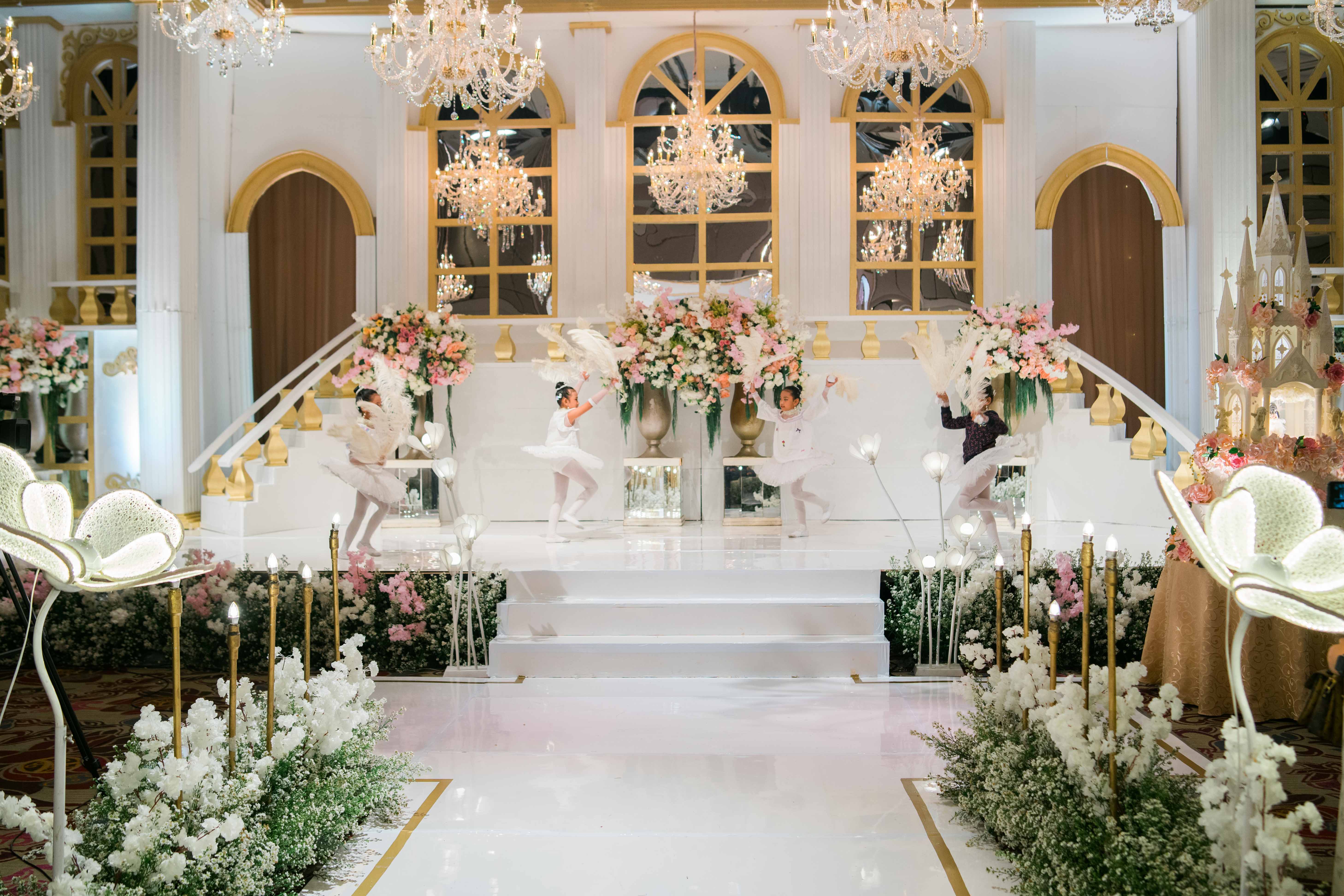Fairmont Jakarta by Labellum Design | Bridestory.com