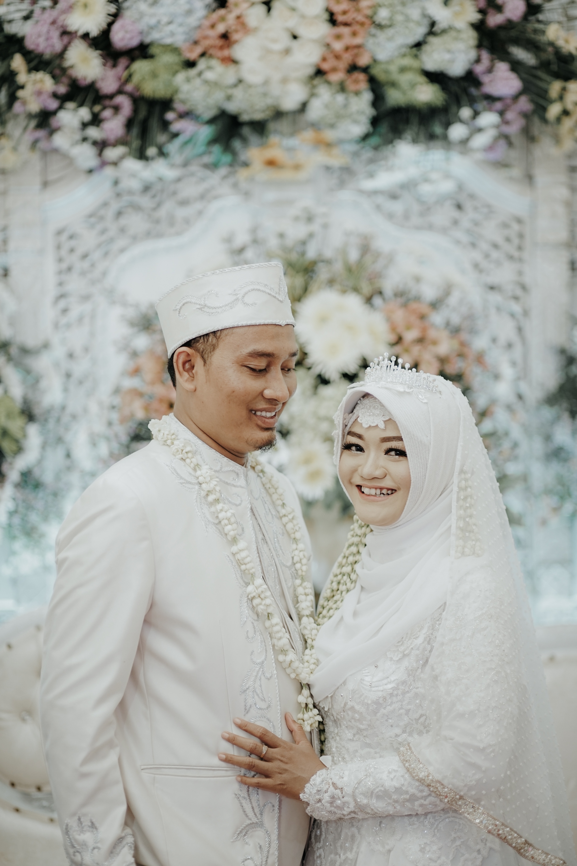 Dress Akad Nikah & Basofi Diana Nizar by LAKSMI 0817 0370 7670 by ...