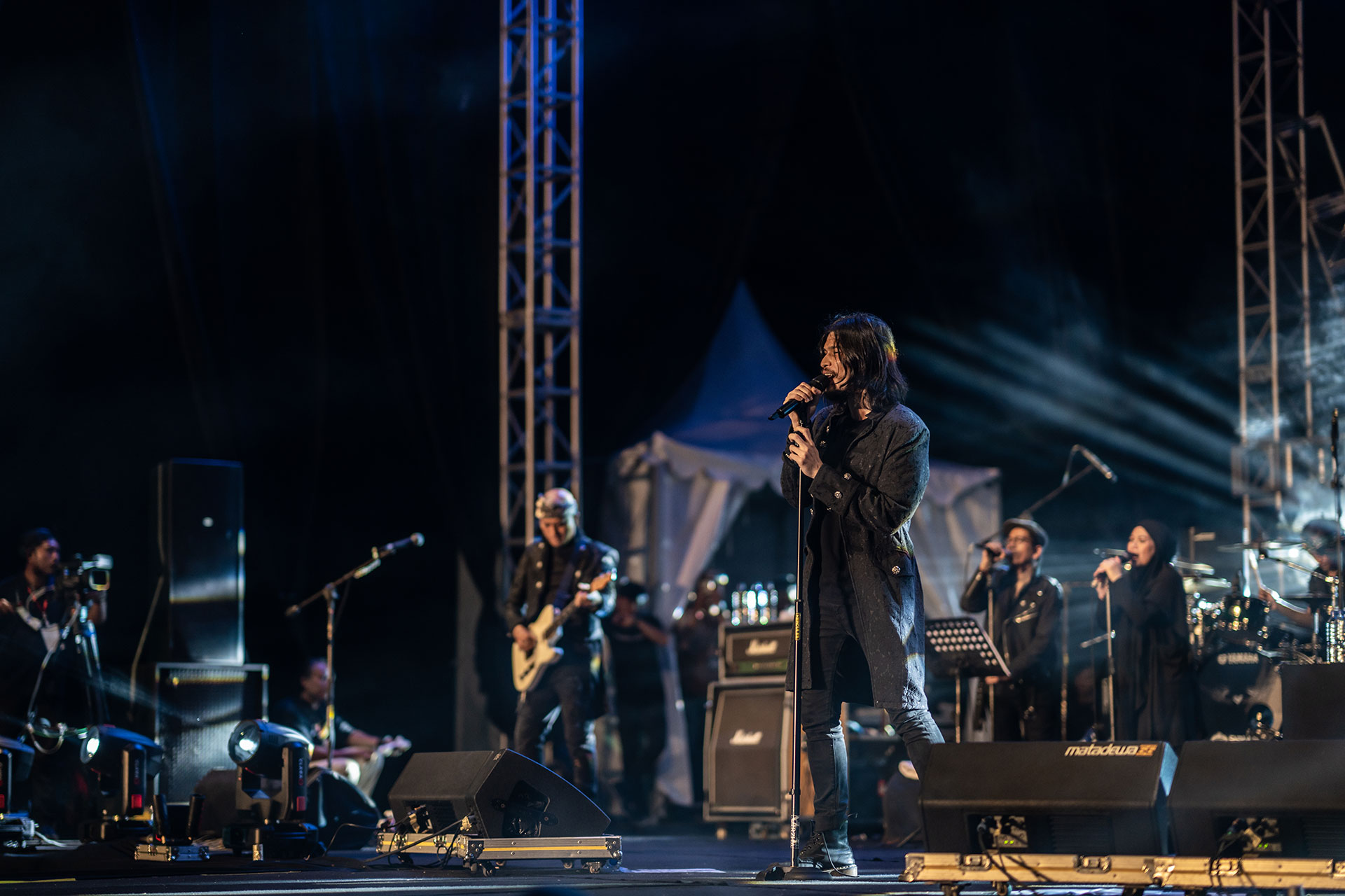 30 Tahun Dewa 19 | mata dewa 66 | Bridestory