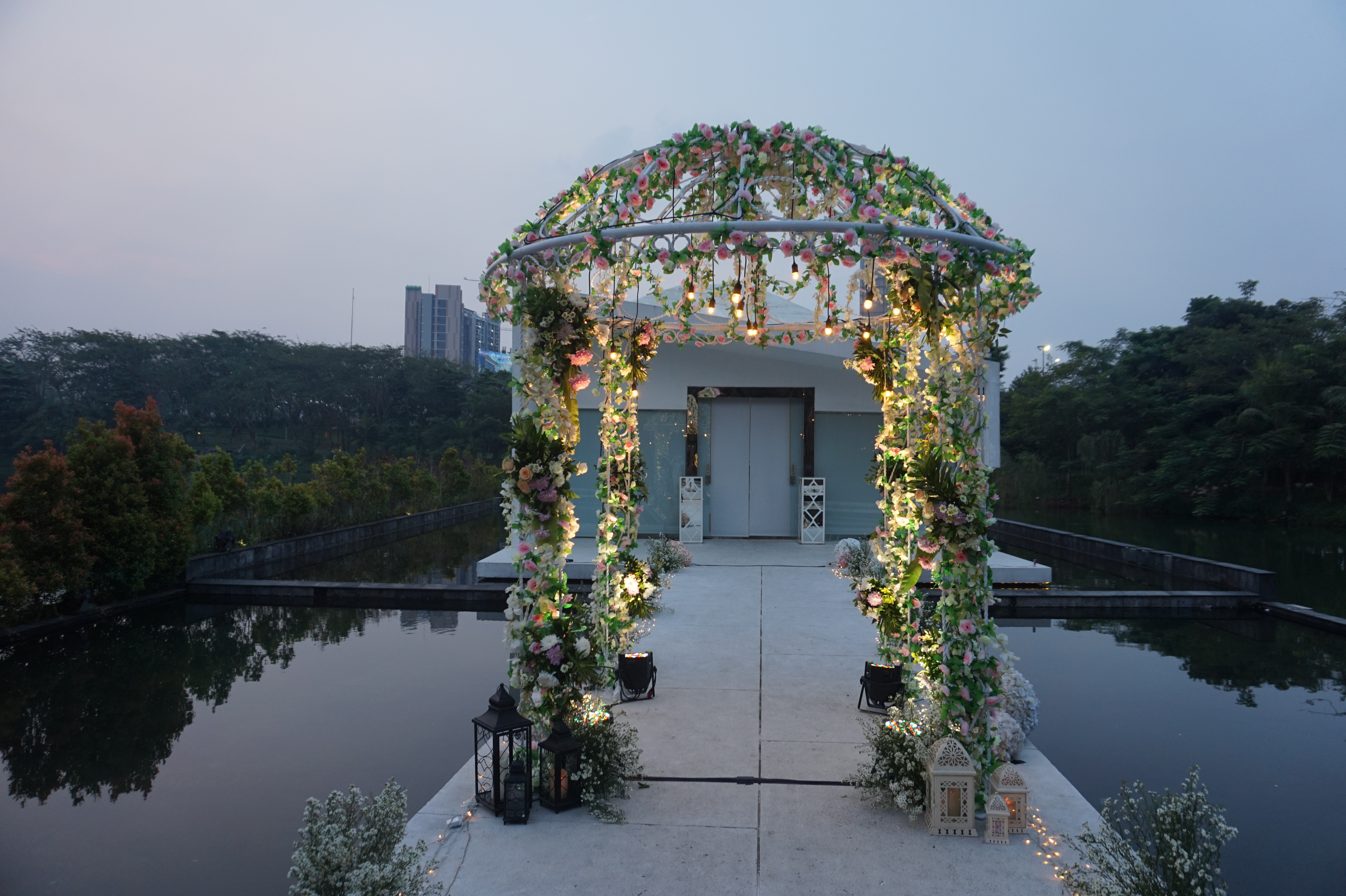 The Wedding Of Edwin & Stephanie | Chakra Venue | Bridestory