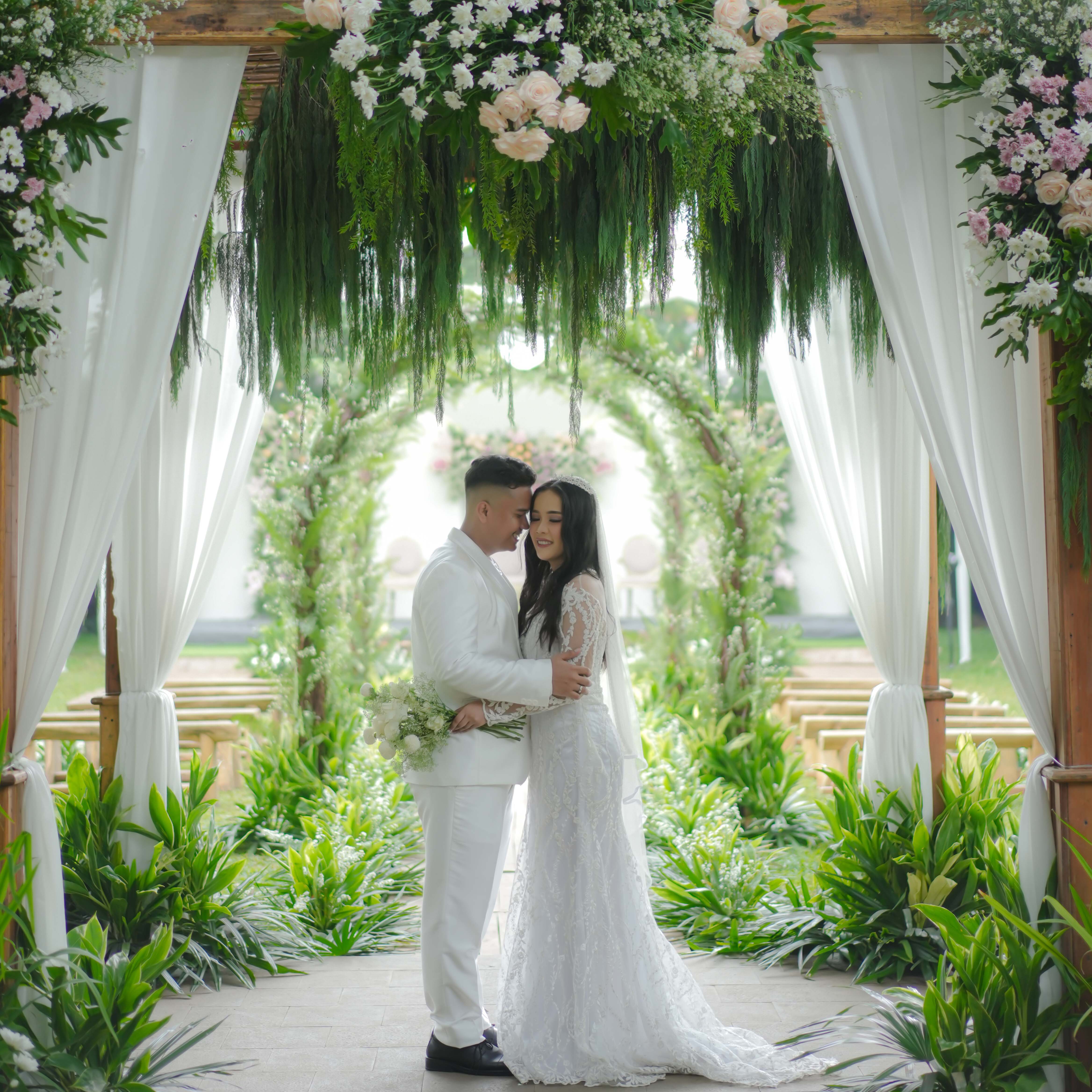 Must a Fire | Wedding Photography in Depok | Bridestory.com