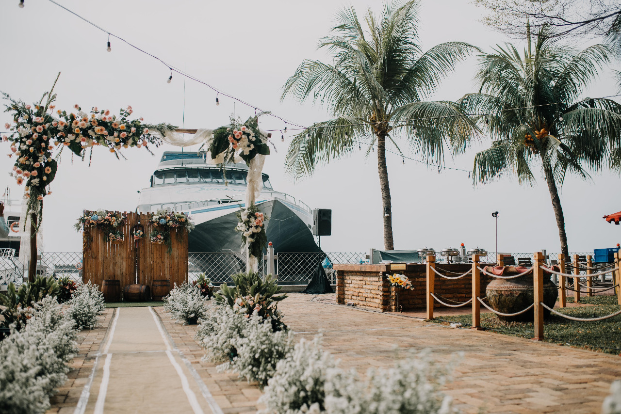 BATAVIA MARINA (PAKET PERNIKAHAN ALL-IN NEW NORMAL) oleh Alissha Bride ...