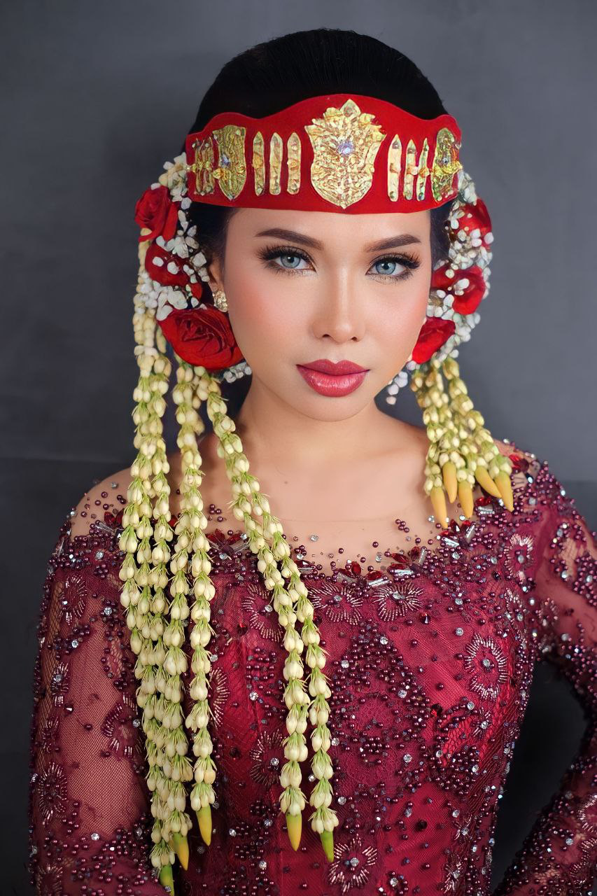 Batak Bride by Ida Lauw | Bridestory.com