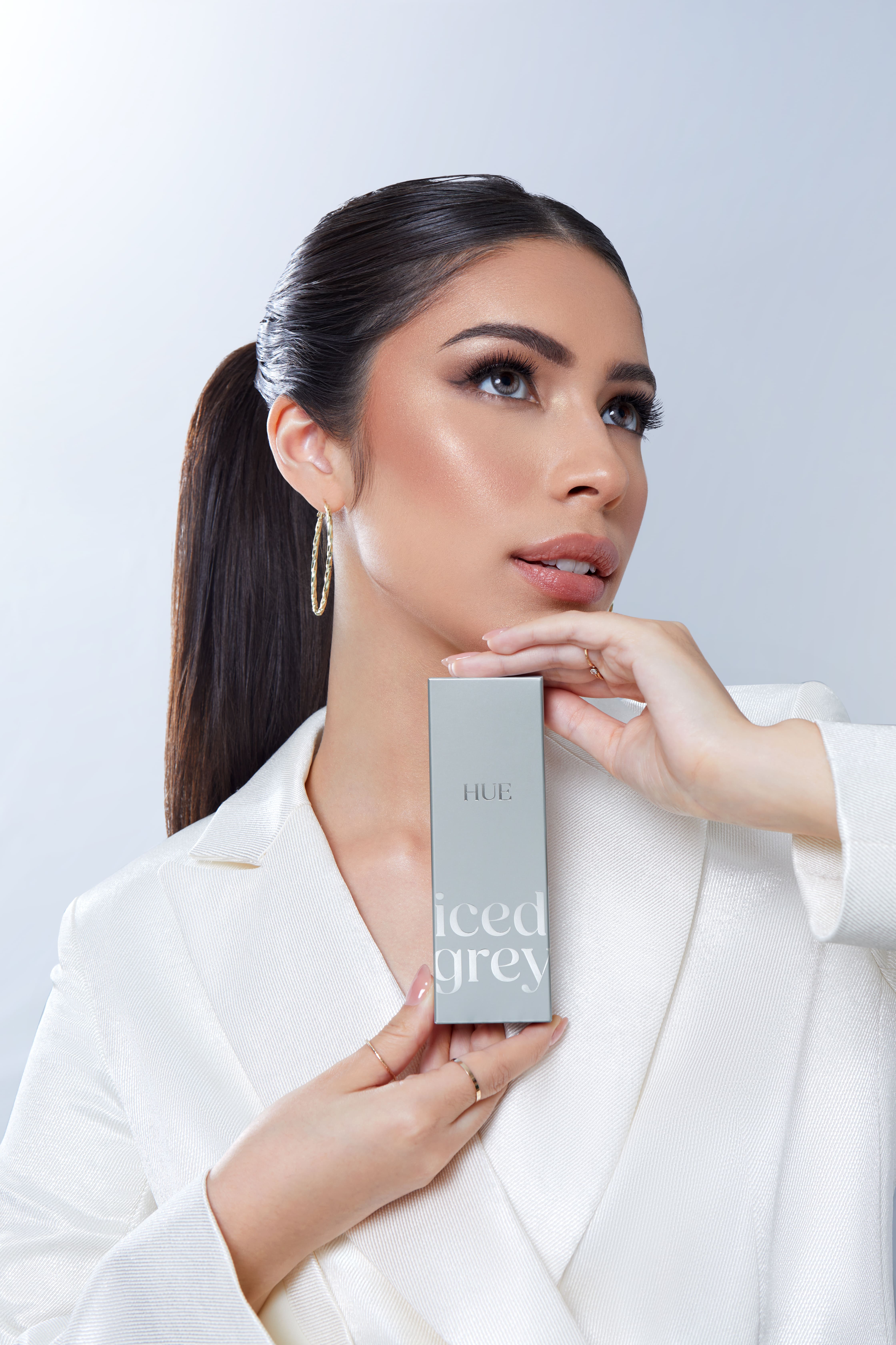 Iced Grey | HUE | Bridestory