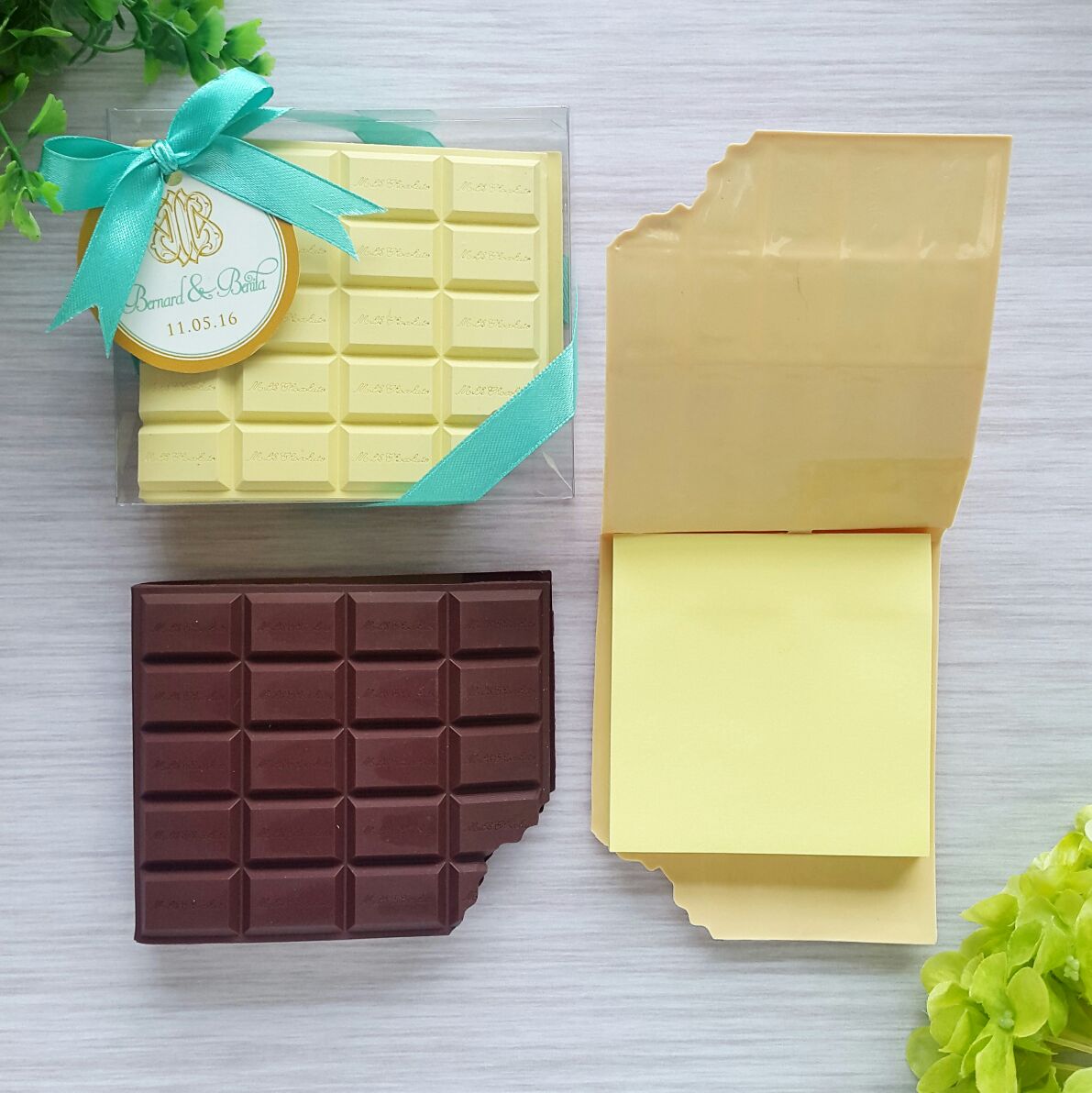 Chocolate post it - mix colour oleh Red Ribbon Gift | Bridestory Store