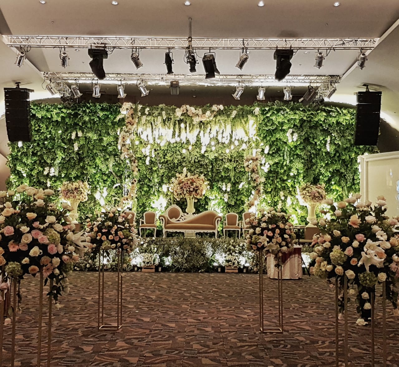 Rustic Wedding | MDC HALL | Bridestory