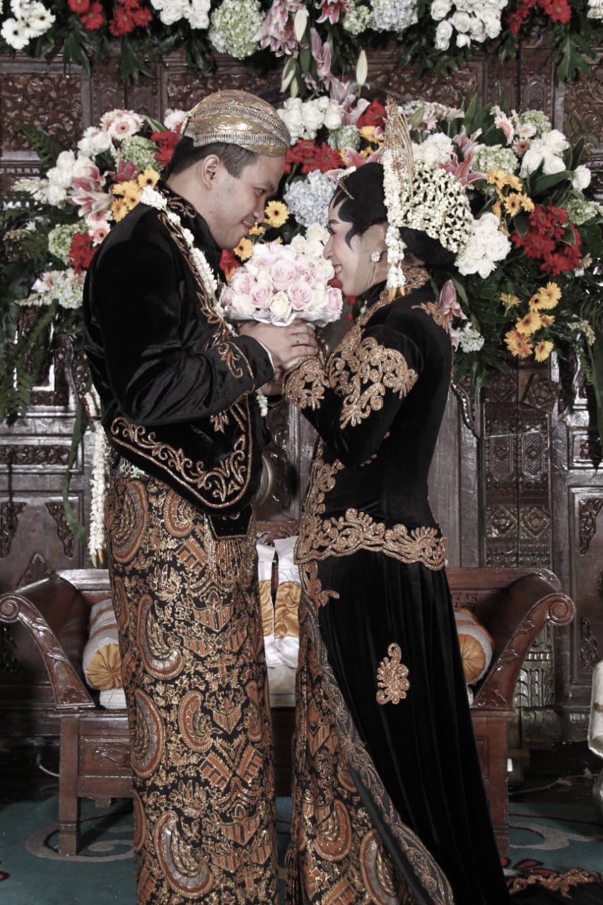 Adat Jawa | Dirasari Catering | Bridestory