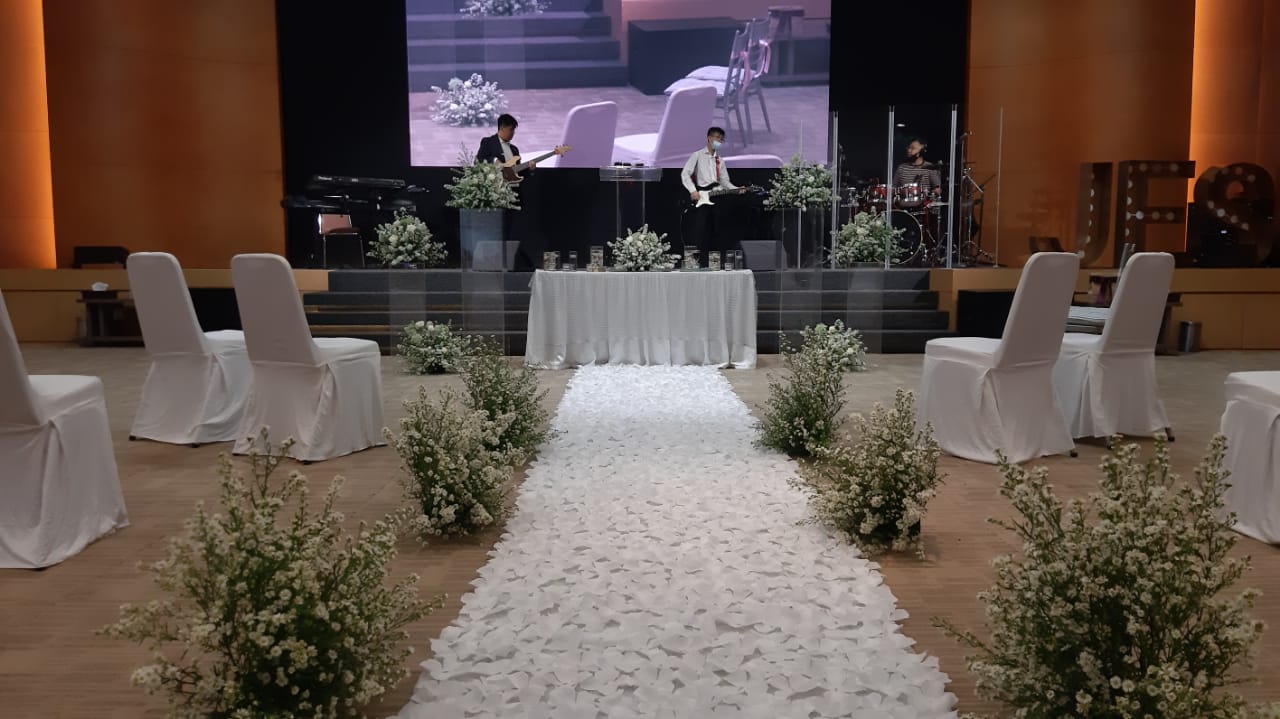 Pemberkatan Pernikahan by Rosepetal Backdrop | Bridestory.com