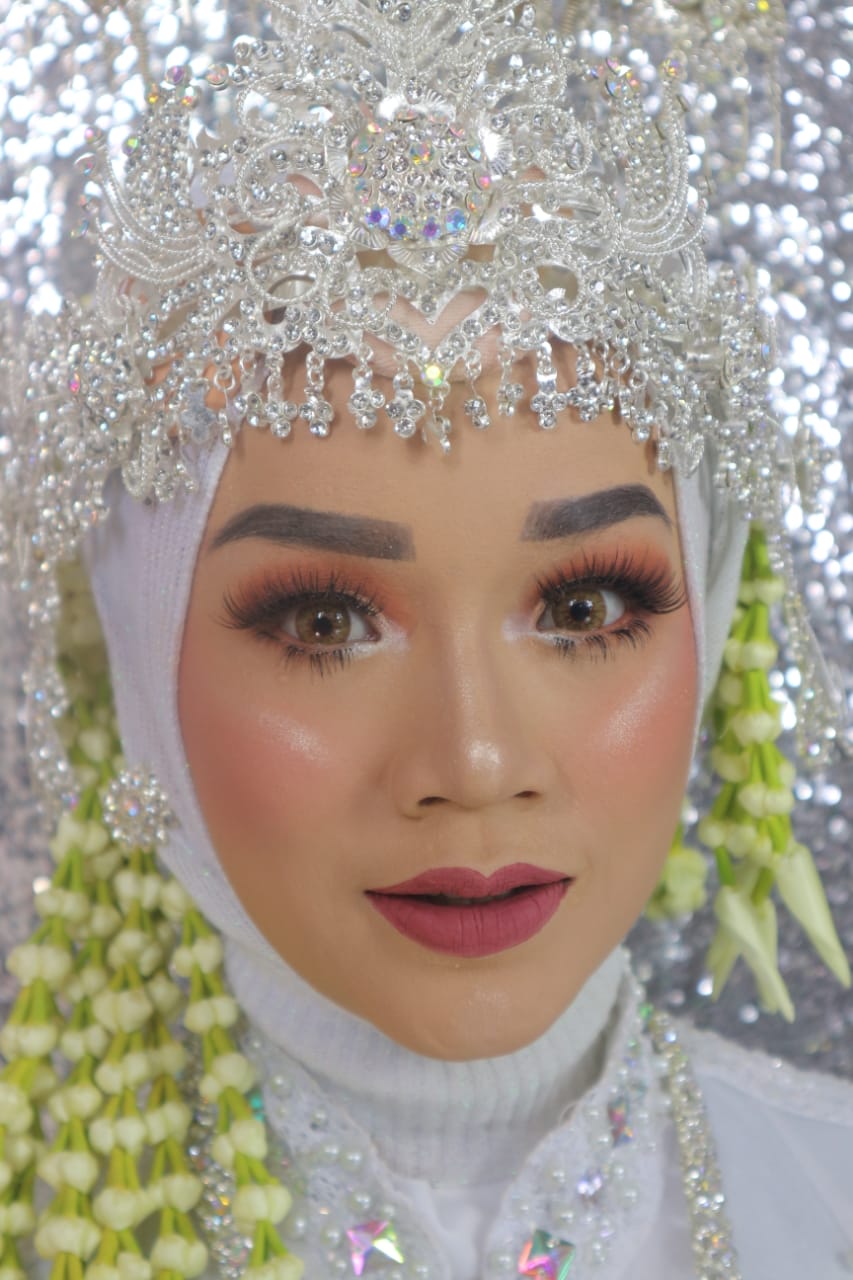 Siger Sunda by Rakalicious | Bridestory.com