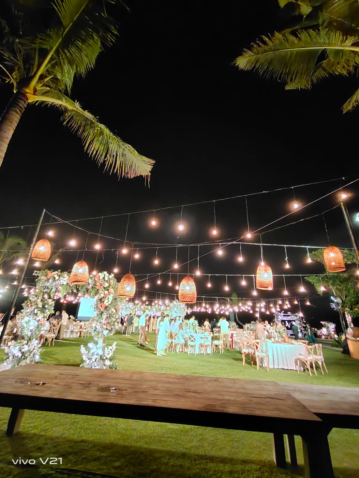 Dekorasi, kembang api, Pyro, sound sistem, dll by Miracle Production ...