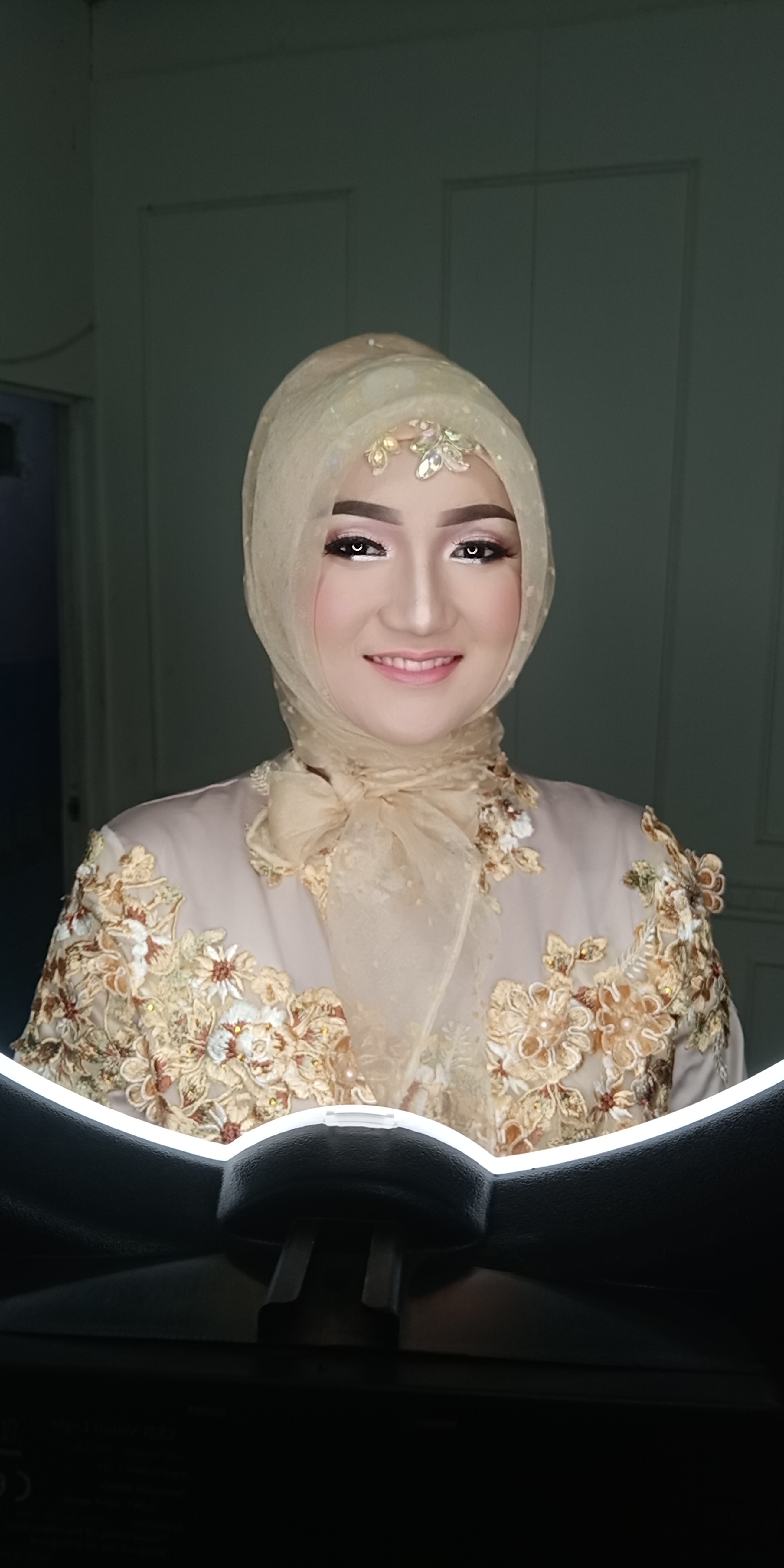 make-up flawless by makeup pro muslimah | Bridestory.com