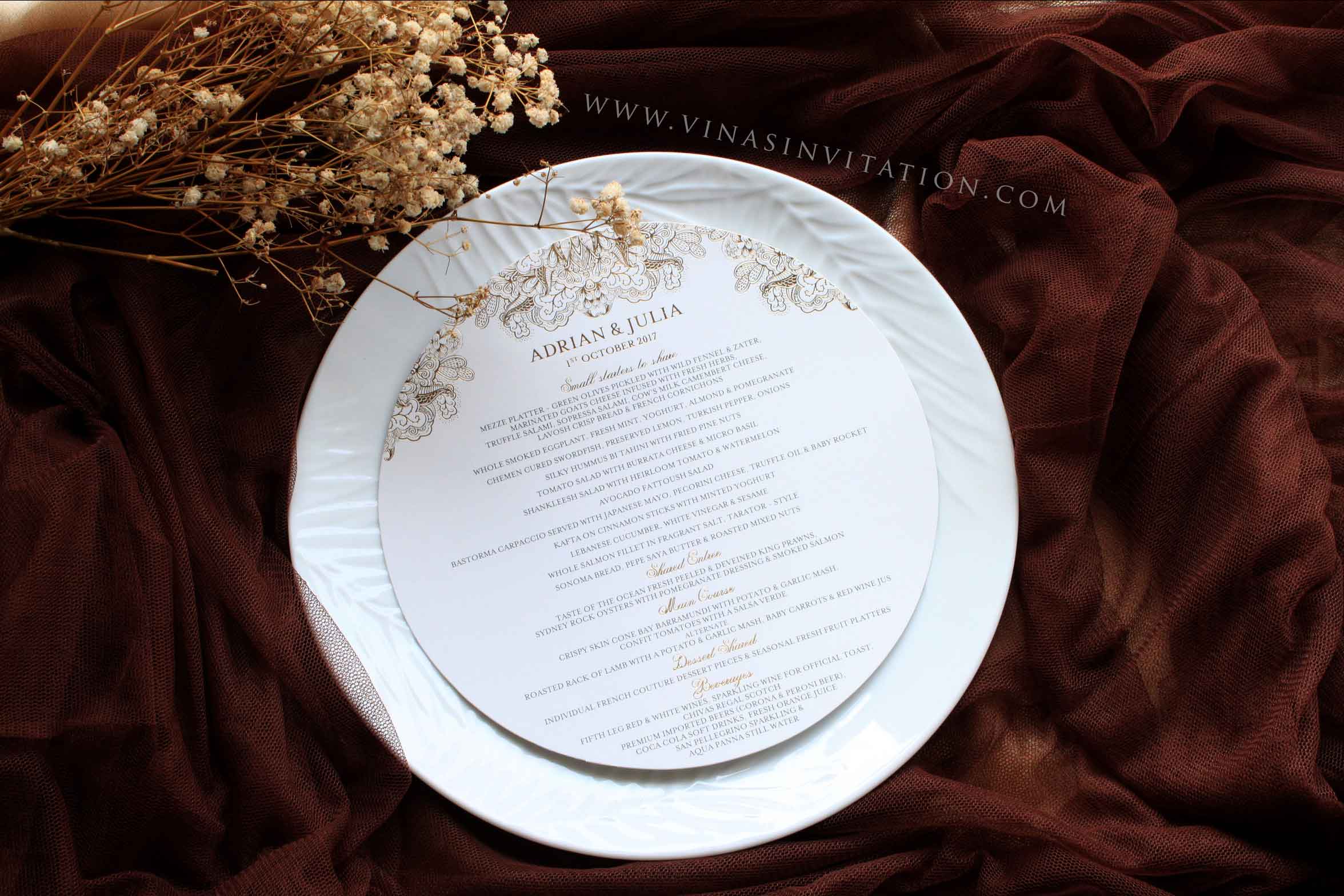 Adrian & Julia menu | Vinas Invitation | Bridestory