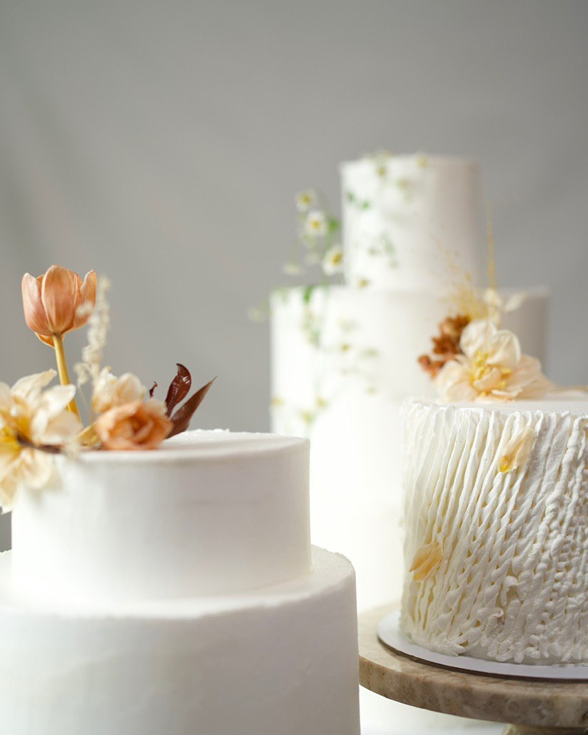 Terracota Romantic Wedding | Ame Cakery | Bridestory
