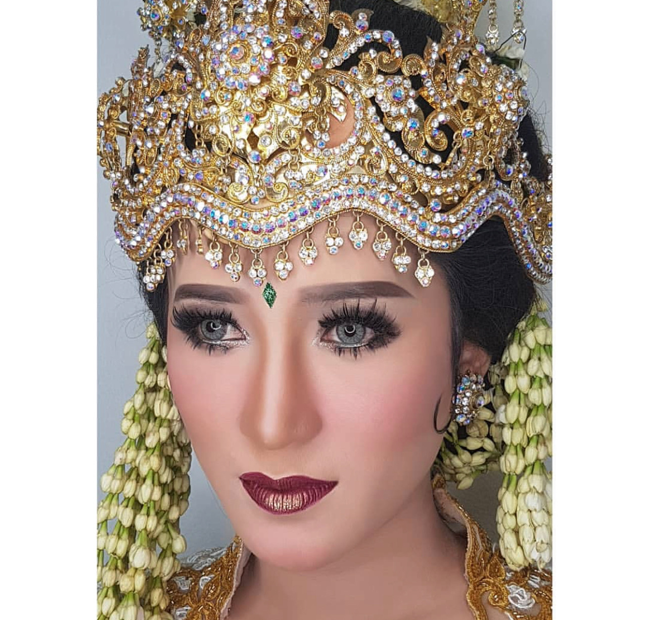 Wedding Make Up oleh LCK Makeup Artist | Bridestory Store