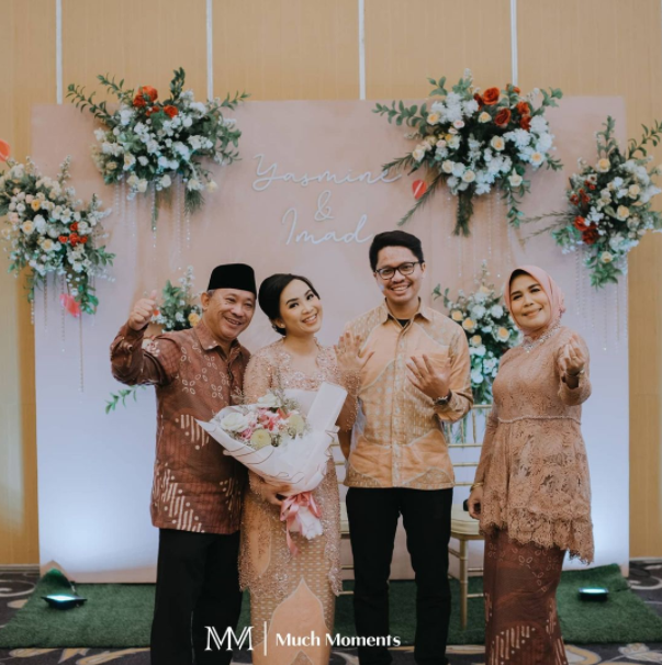 BACKDROP TUNANGAN JAKARTA - 081212623361 ROSEPETALBACKDROP by Rosepetal ...