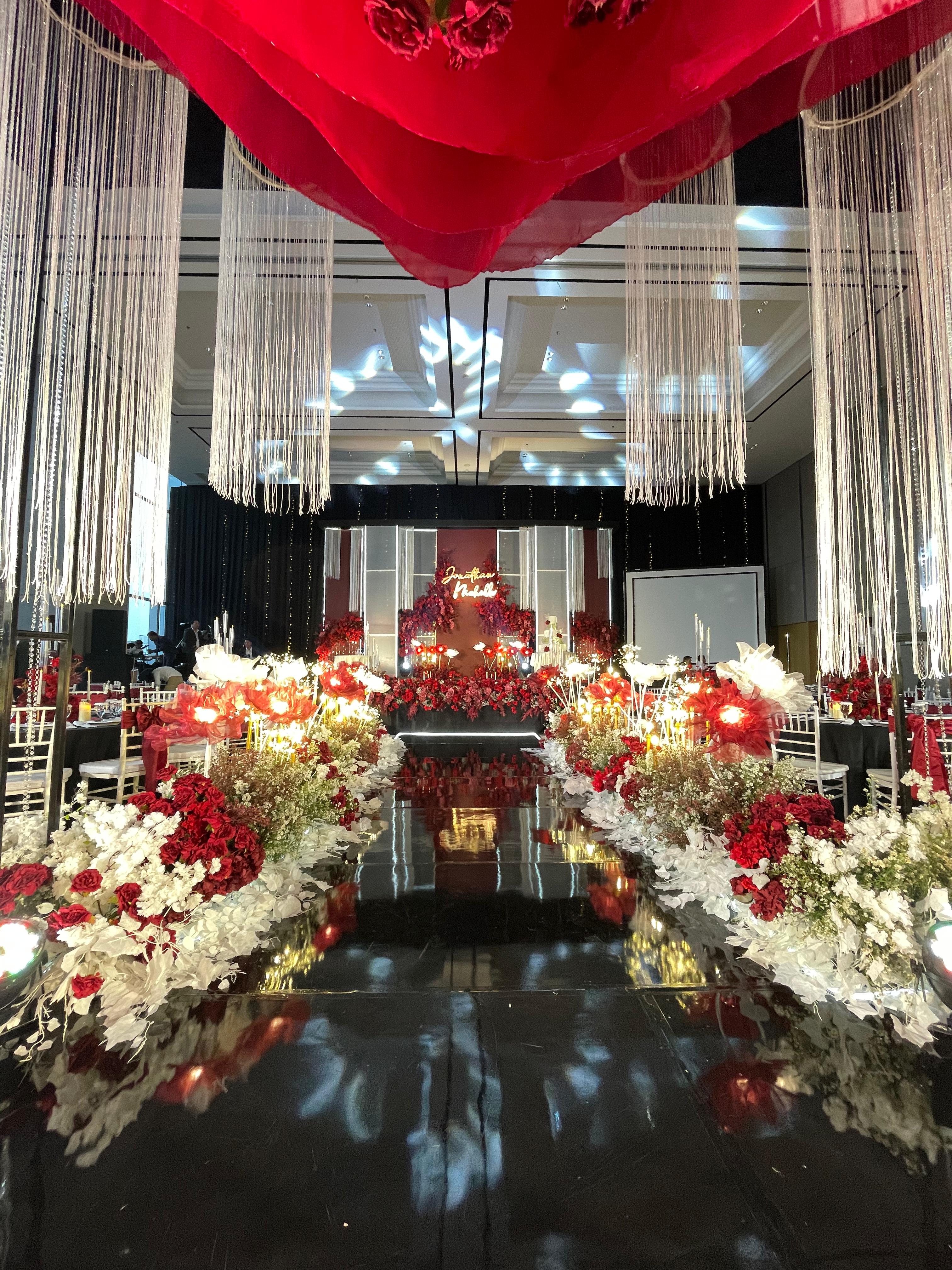 The Wedding Of Jonathan & Nichelle by PIK Office Ballroom by ESTARE ...
