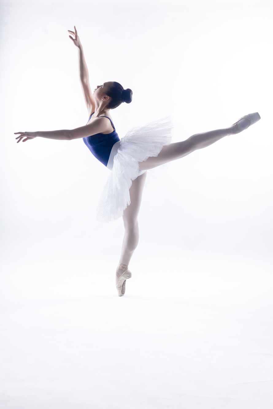 Ballerina PhotoShoot Natural Make Up by LeviMakeupArtist | Bridestory.com