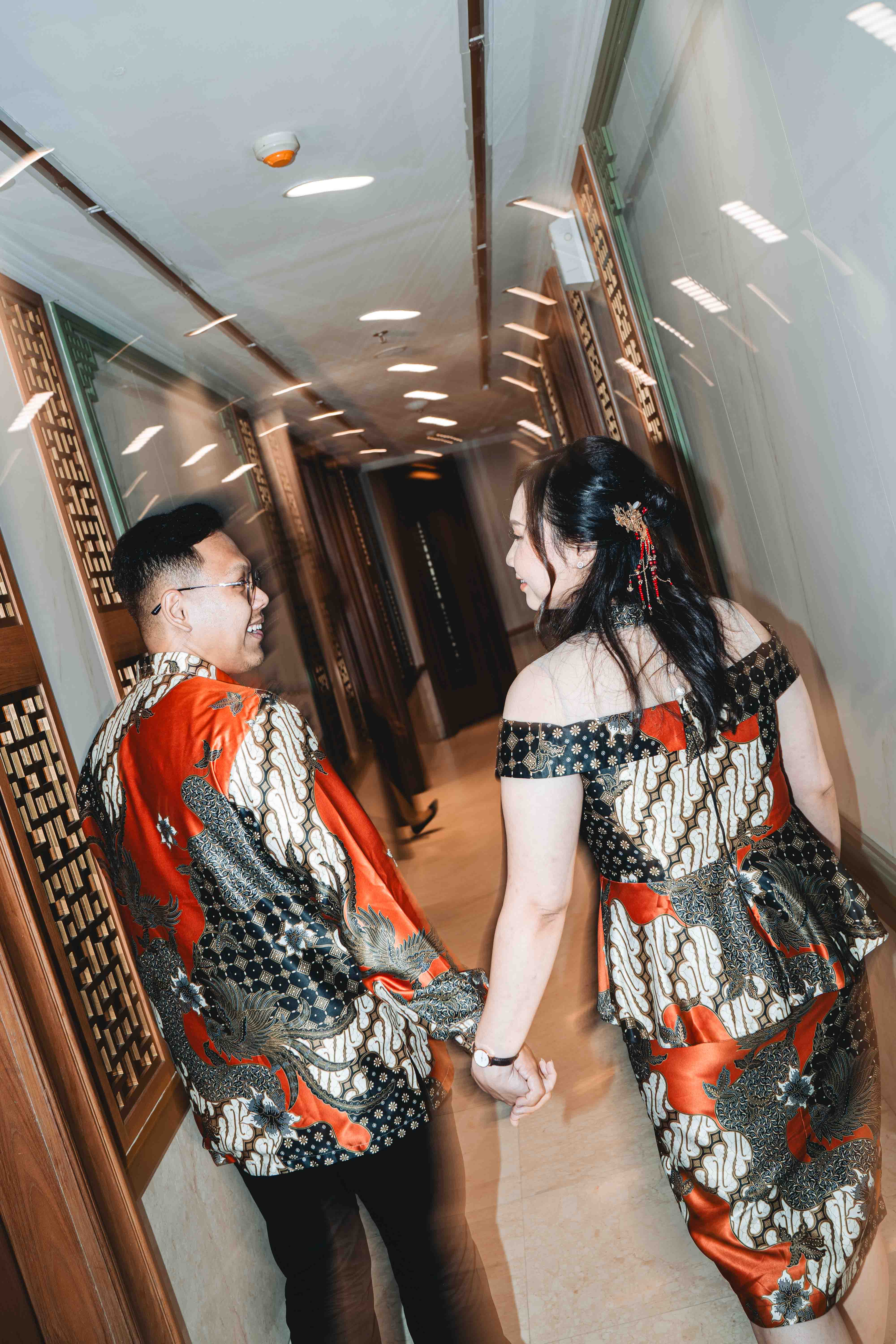 TINGJING OF YURIKA & LOVINA by LUMN PICTURES | Bridestory.com