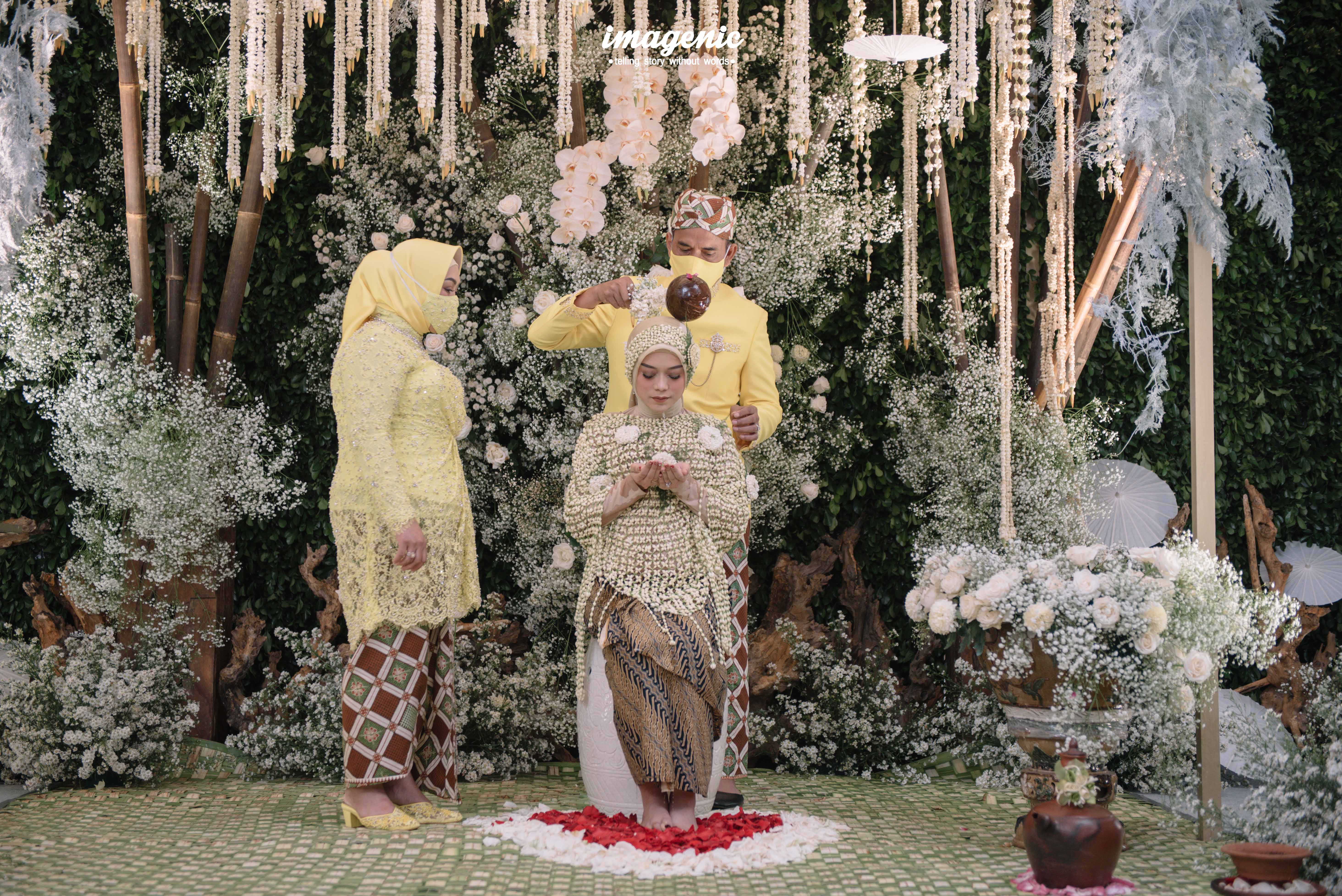 Siraman Jawa (Lesti Kejora) | Rangkai Riefinka | Bridestory