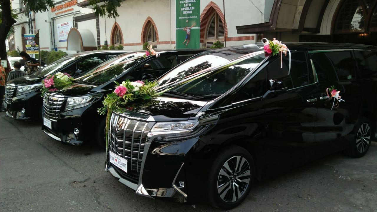 Wedding Car ALL NEW ALPHARD by Innova Wedding Car | Bridestory.com