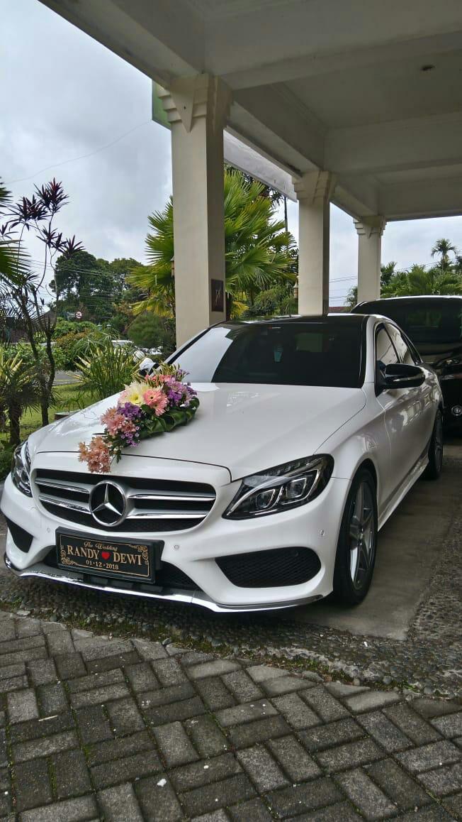 Premium Wedding Car Mercedes Bens C250 AMG | Innova Wedding Car ...