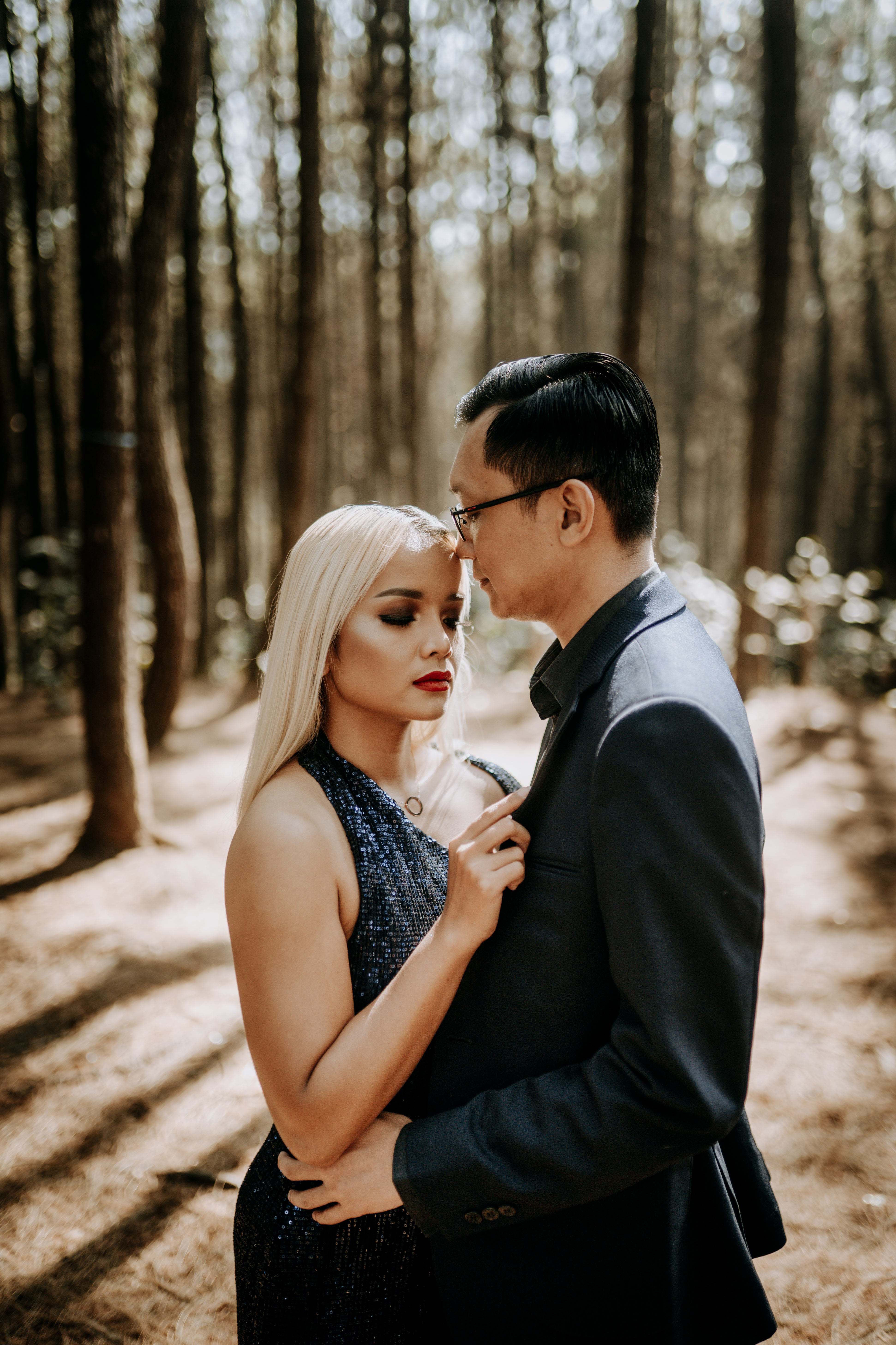 Couple Session Of Julia Lestari Photopholife View Bridestory
