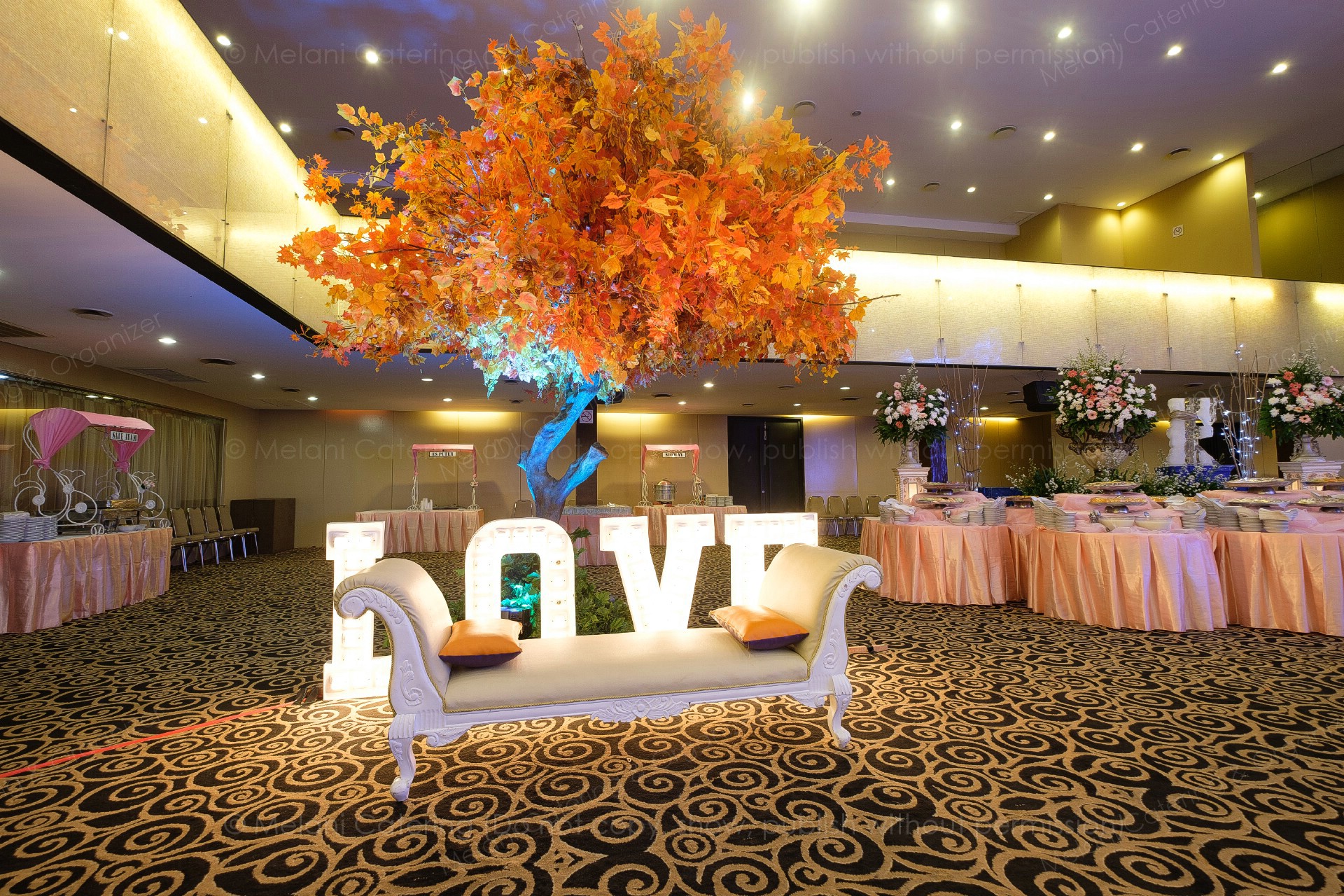 Prisma Ballroom Wedding Romantic Boho Wedding At The Vine