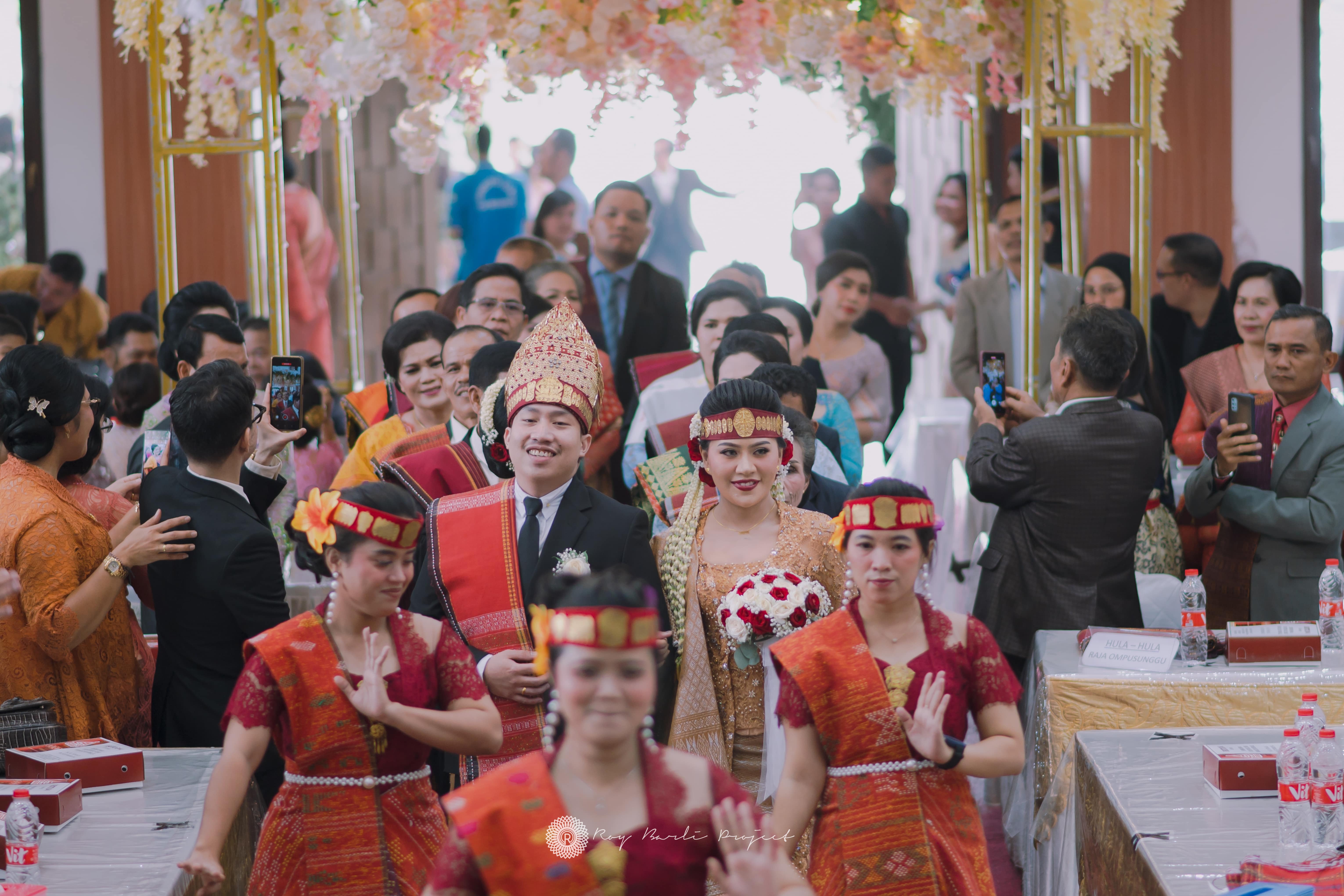 Maria & Julian | Graha and Conventional Hall Ronatama | Bridestory