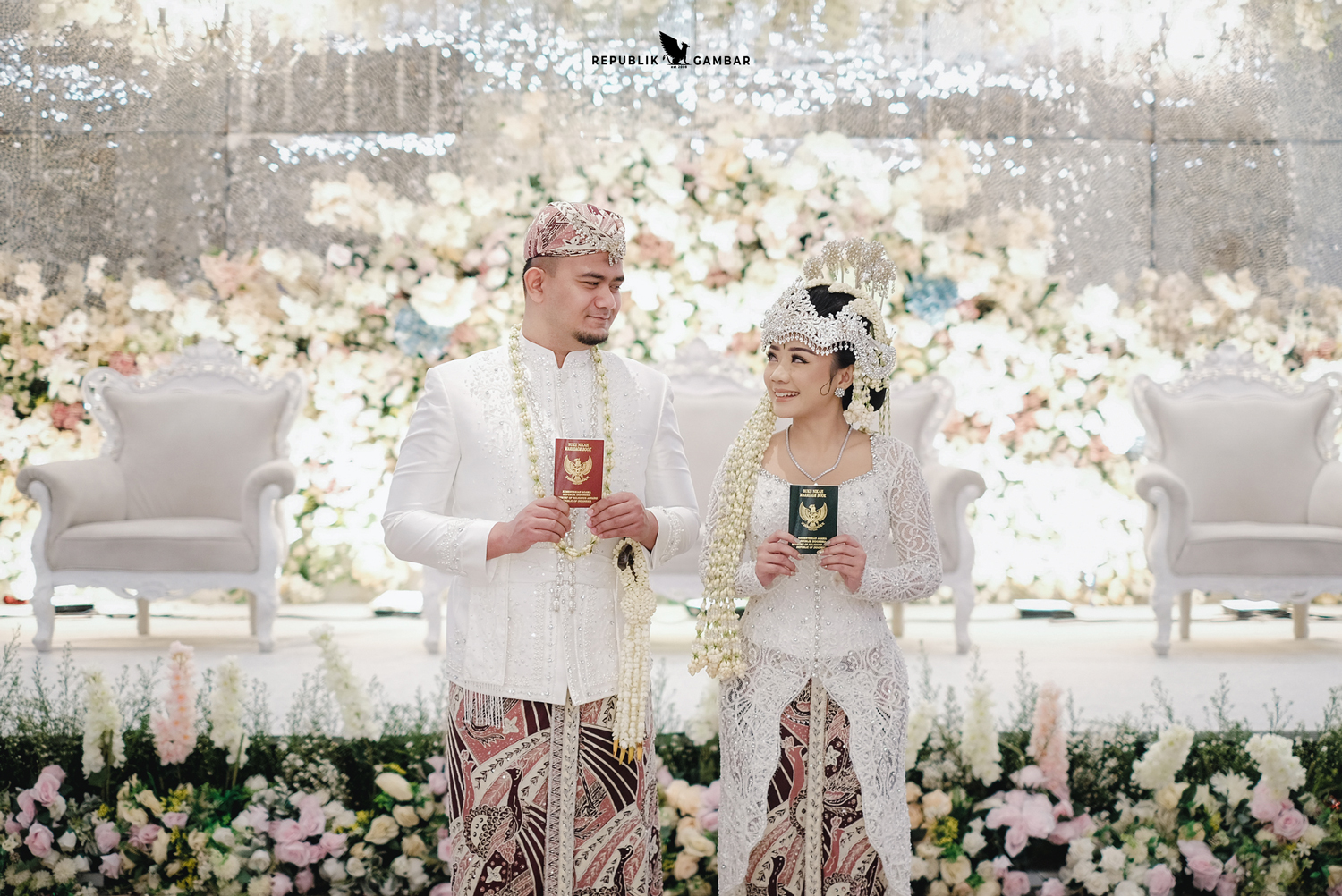 The Wedding of Indra & Vera | Sky Wedding Entertainment Enterprise & Organizer | Bridestory
