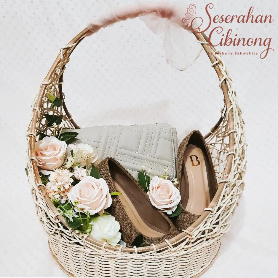 Hantaran Rotan Box | Seserahan Cibinong | Bridestory