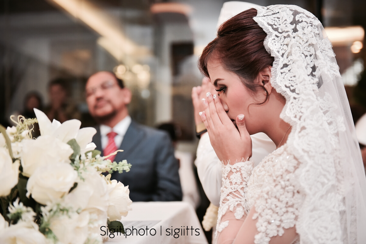 Andri & Caca Resepsi by SigitMoto | Bridestory.com
