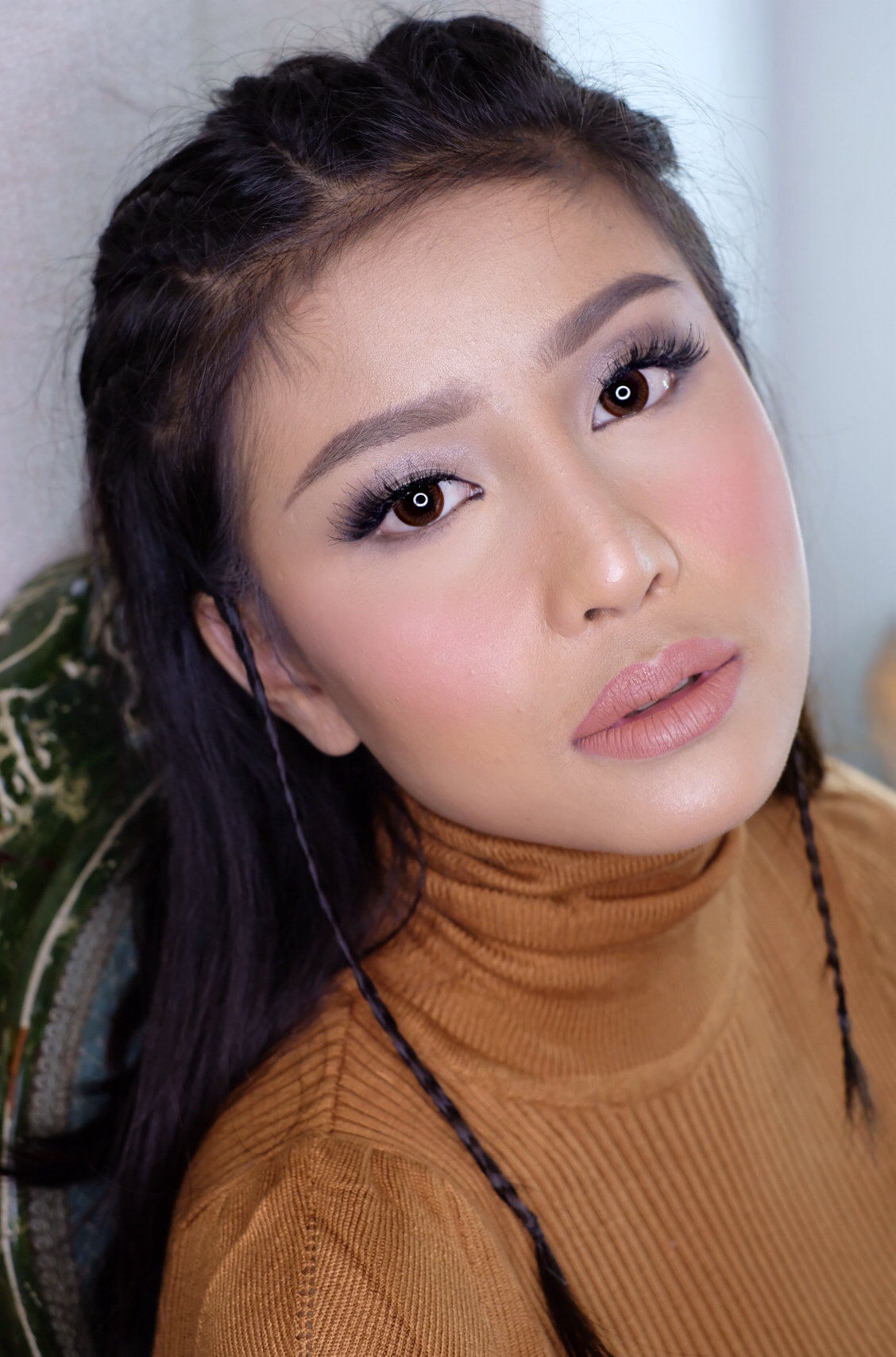 Simple look for miss awkarin | Tirza Vania | Bridestory