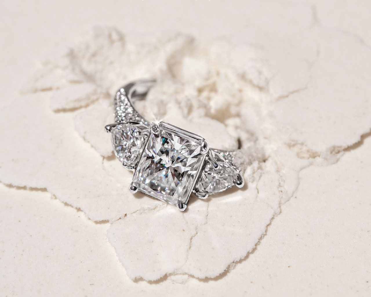 Trilogy Engagement Ring | Ciella&co. | Bridestory