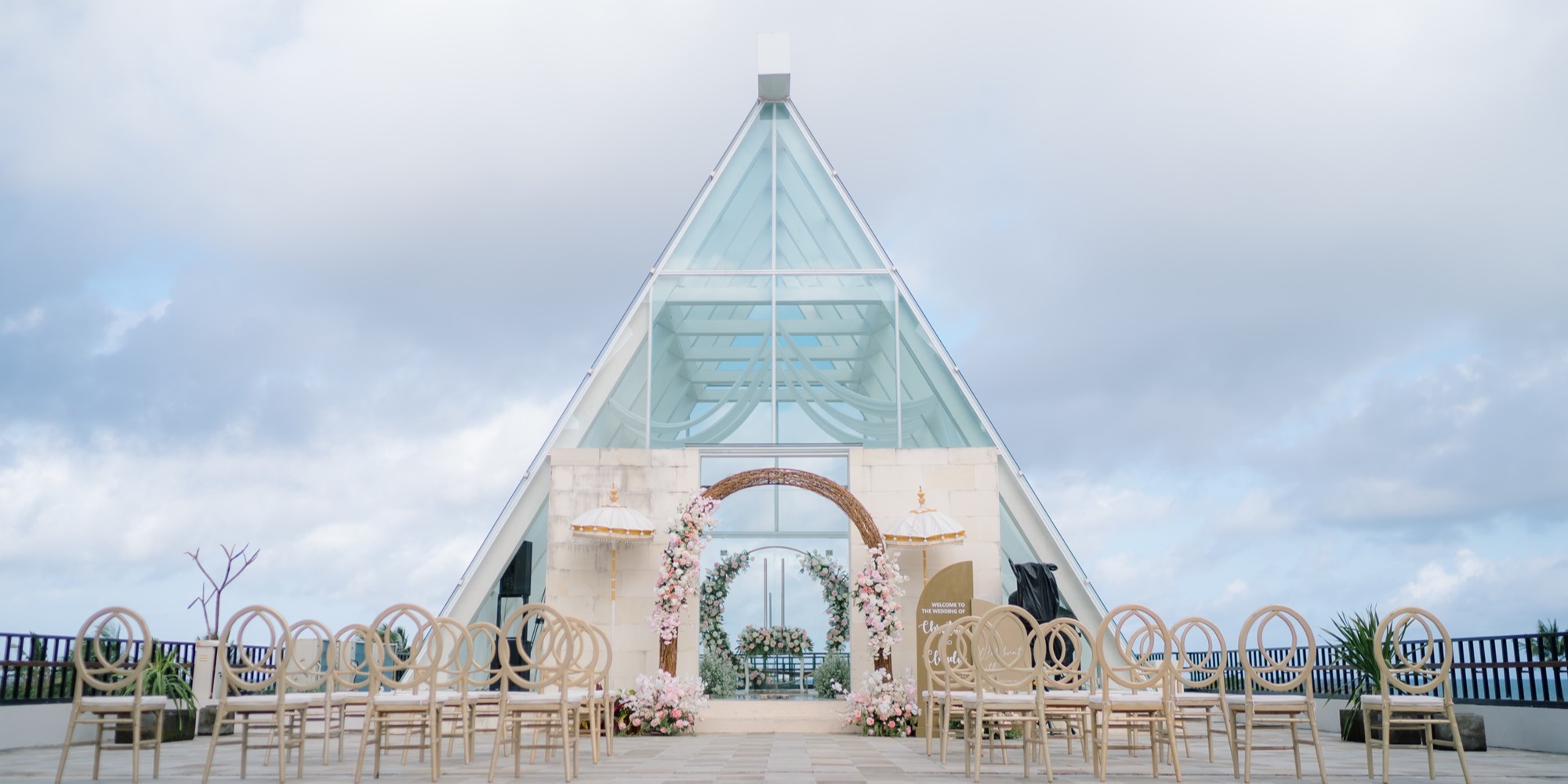 MERUSAKA NUSA DUA oleh Mara Bali Wedding | Bridestory Store