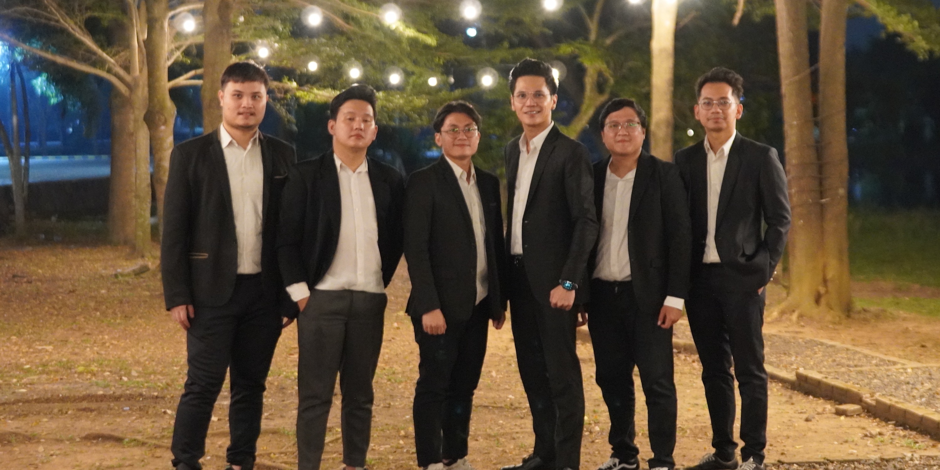 PERFECT FULL BAND oleh Fivein Project | Bridestory Store
