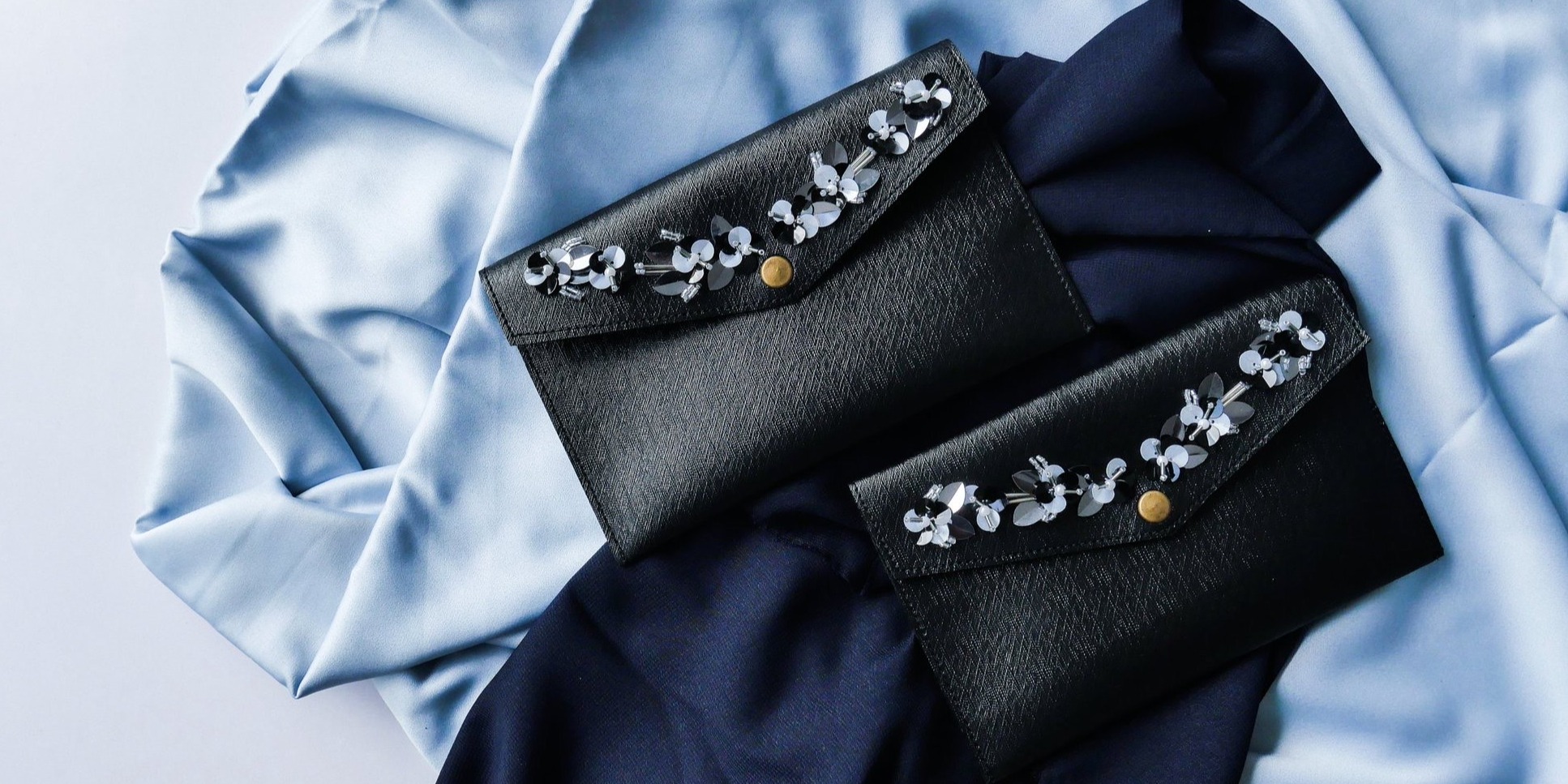 Exclusive Beads Wallet oleh BETTERHALF Gift & Souvenir | Bridestory Store