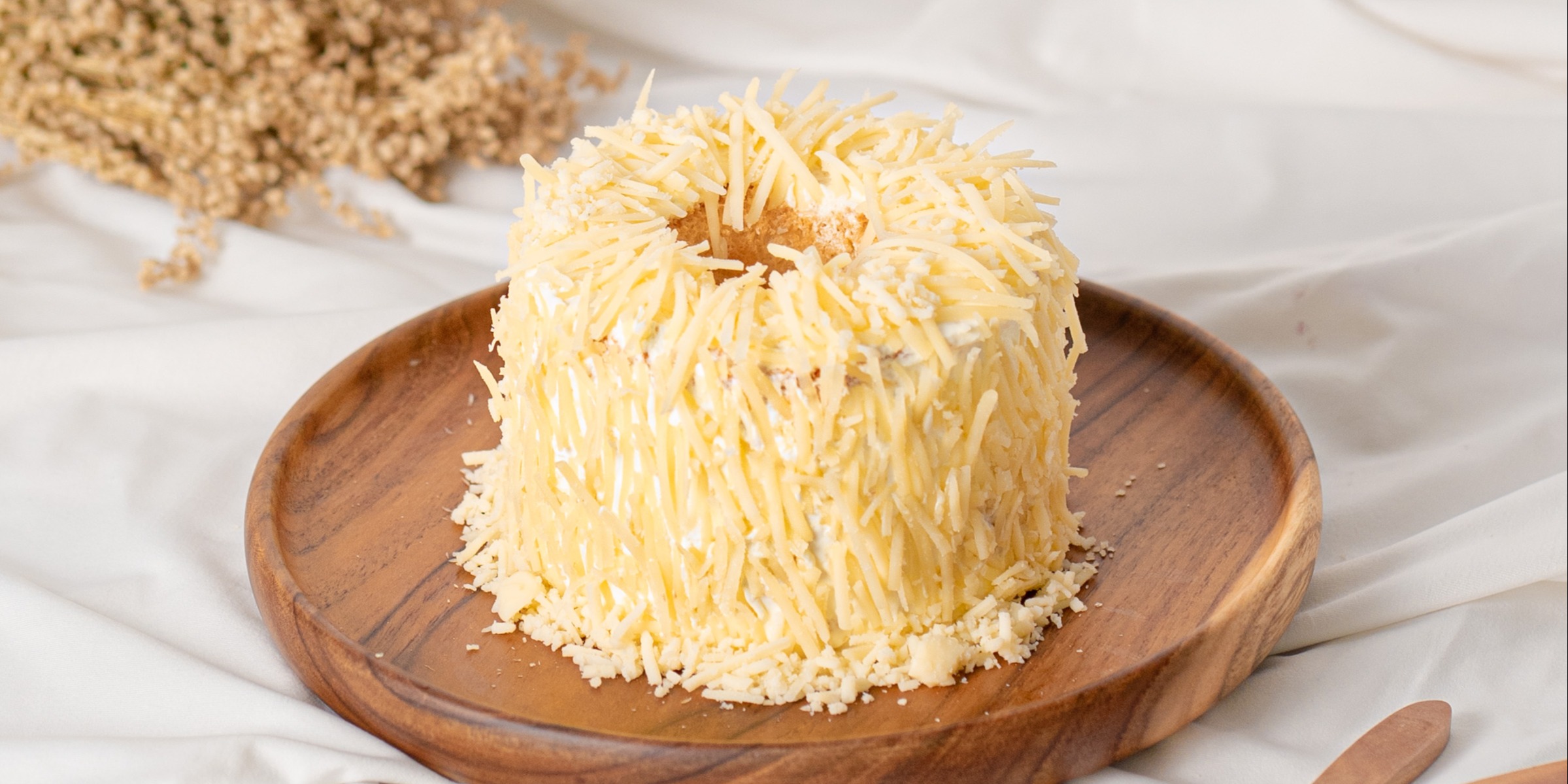 Cheese Chiffon Cake oleh Fondu Cakery | Bridestory Store