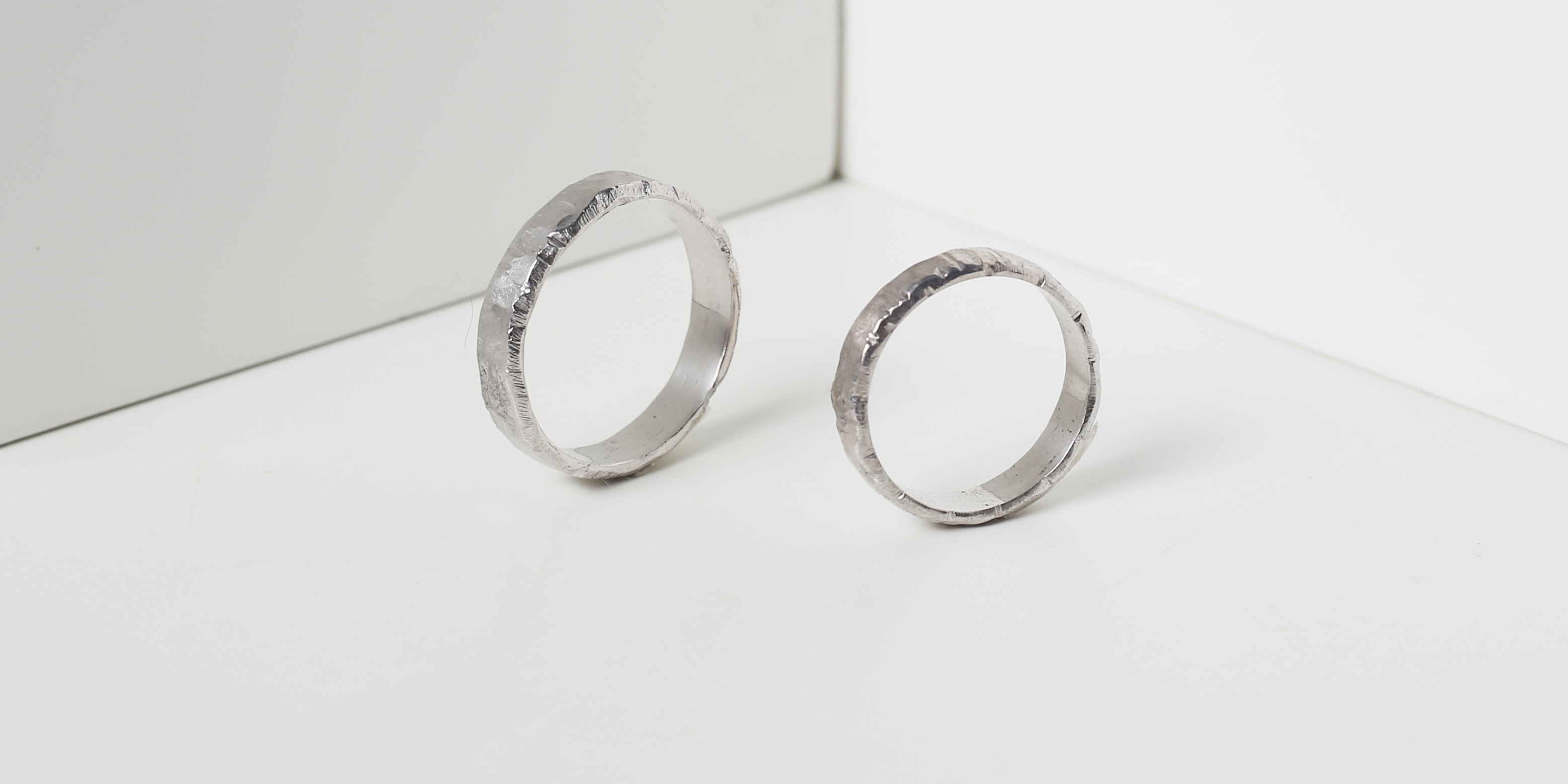 Surosmith Lepo White Ring - Silver oleh Surosmith | Bridestory Store
