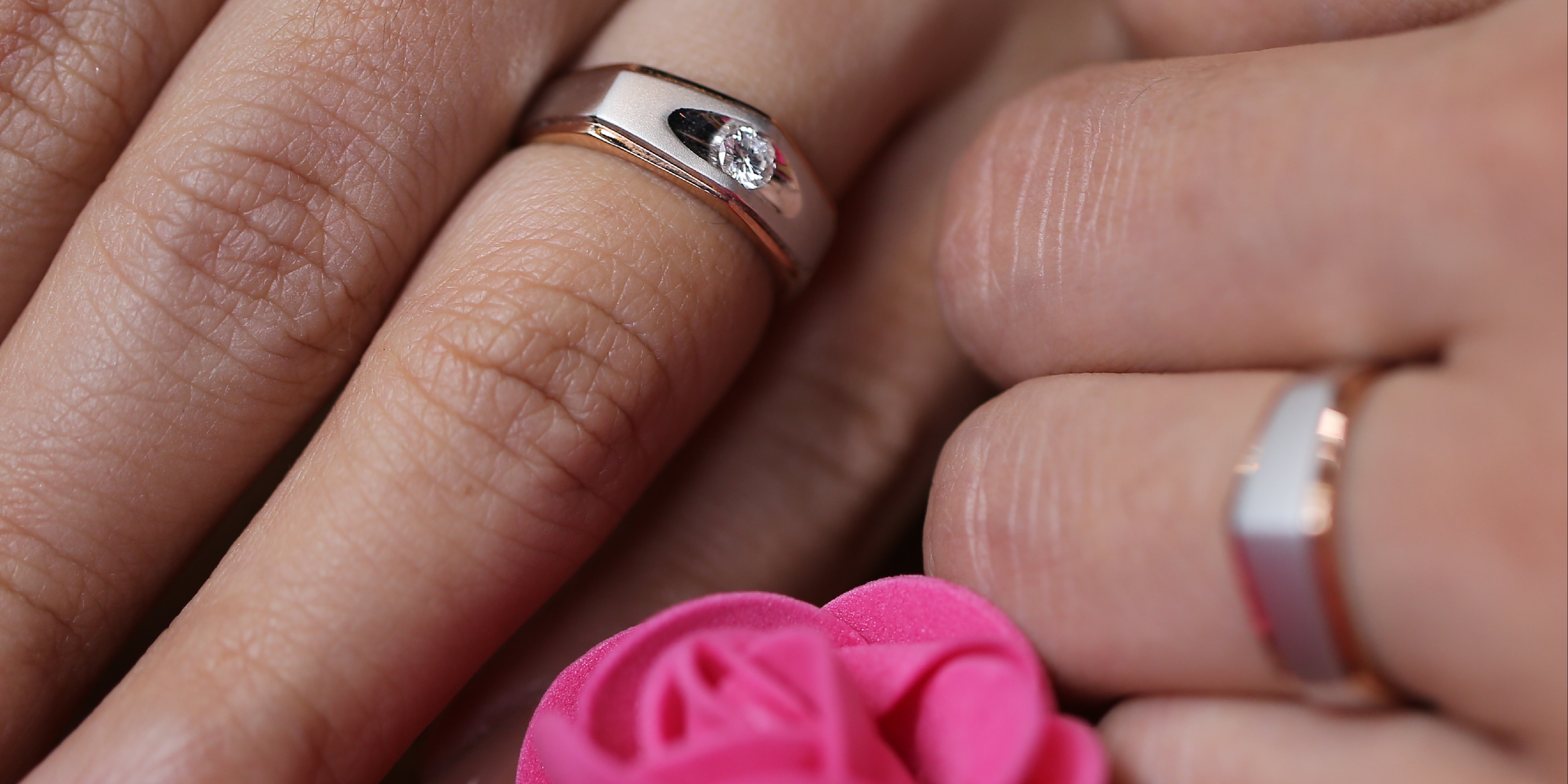 Rectangle Wedding Ring oleh JewelleryAnda | Bridestory Store