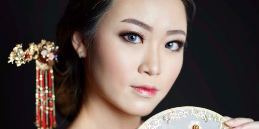 Engangement / Sangjit Makeup & Hairdo oleh CV Makeupartist by Claudia ...