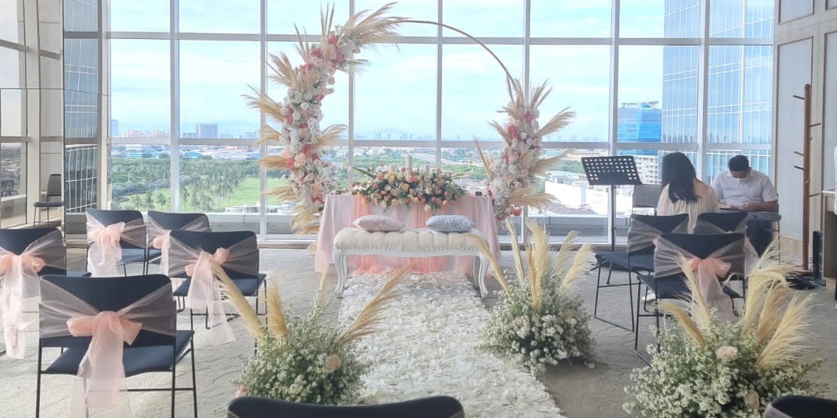 Wedding Intimate At Hotel Mercure PIK oleh D'Planner Enterpraise ...